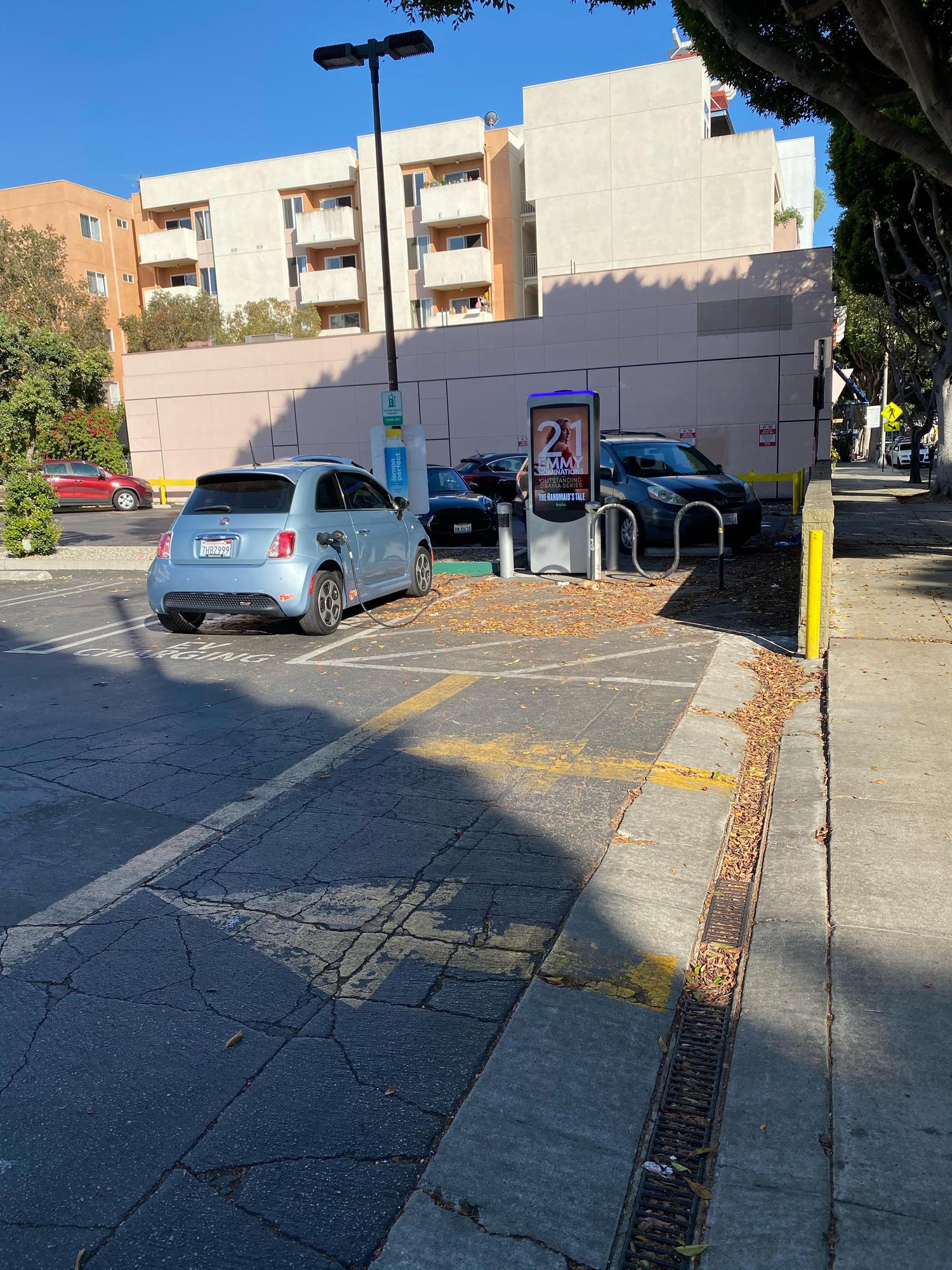 CVS | Santa Monica, CA | EV Station