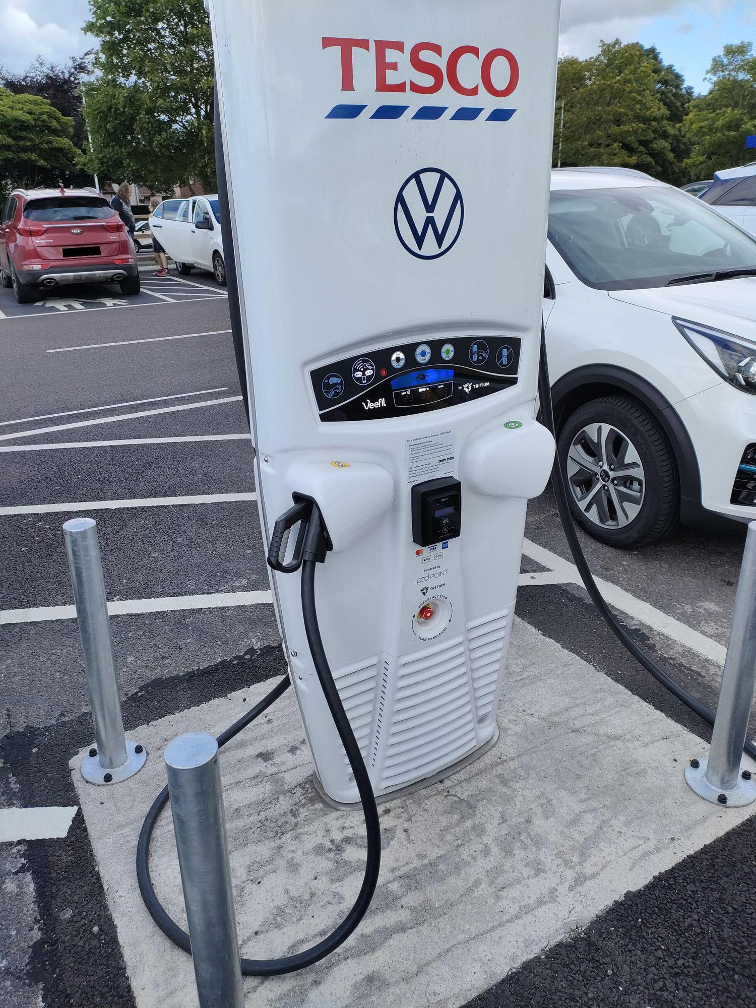 Tesco Extra Dundee | Kingsway, Dundee, DD3 8QB, United Kingdom | EV Station