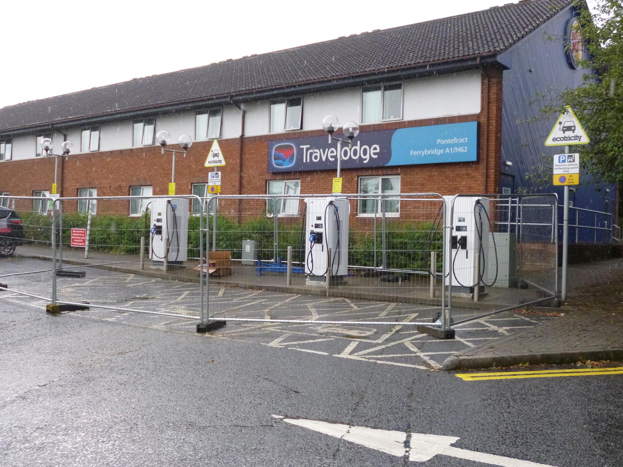 Moto Ferrybridge (1) | Moto Services, M62 Motorway Jct 33 / A1(M ...