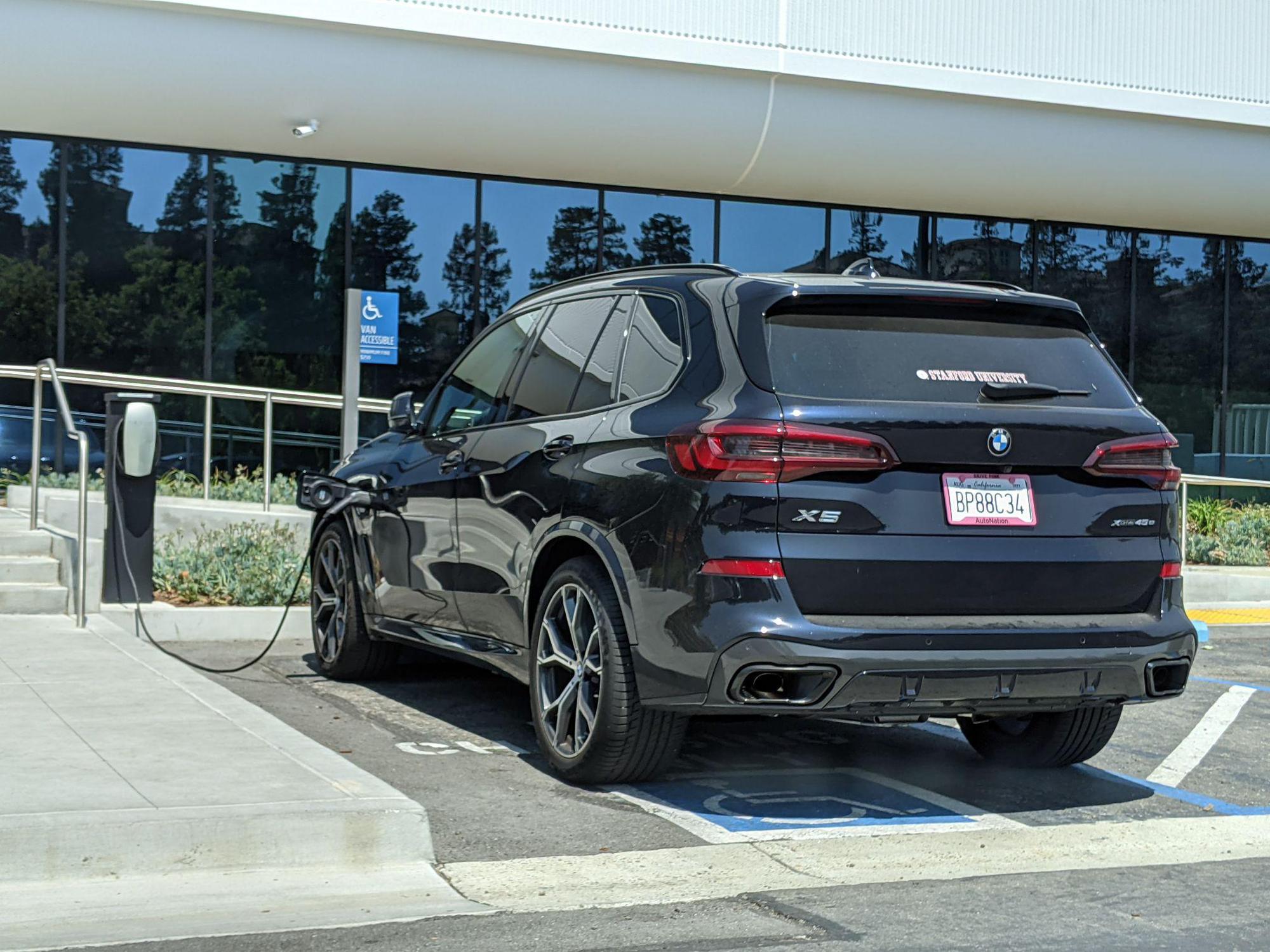 Q Bay Center | San Jose, CA | EV Station
