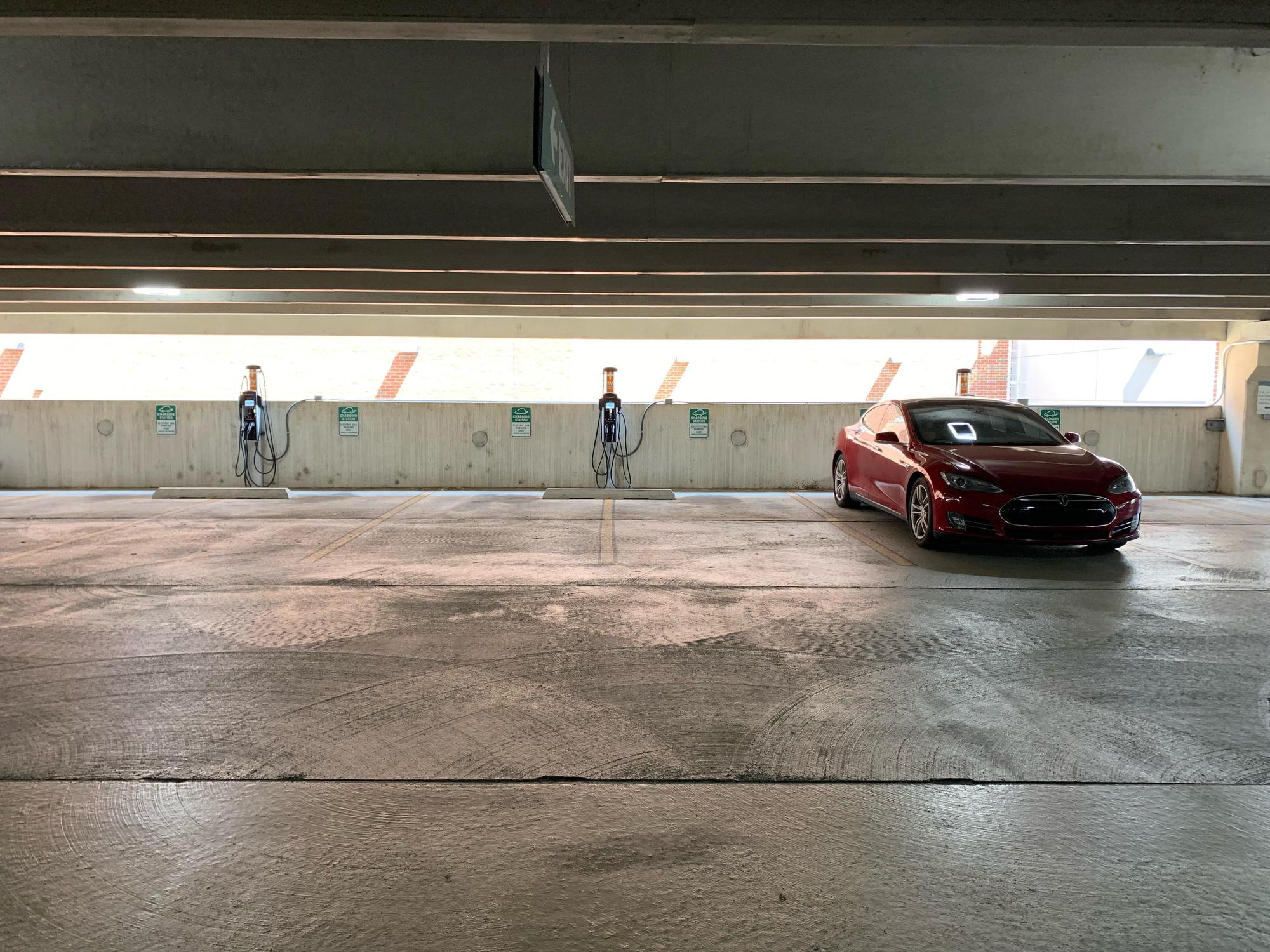 Carilion Clinic Riverside | Roanoke, VA | EV Station