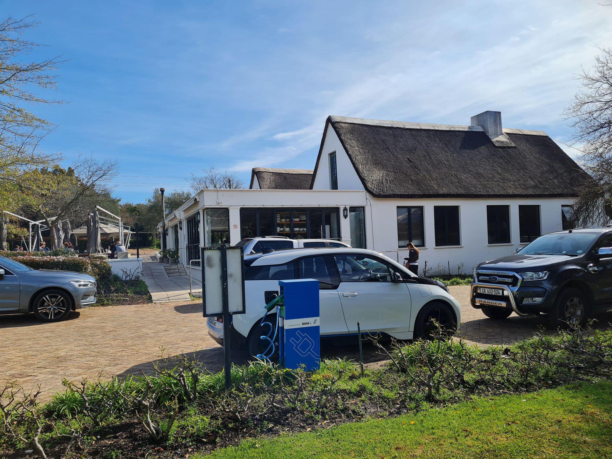 Vrede en Lust Franschhoek Wine Estate (BMW ChargeNow) | Intersection ...