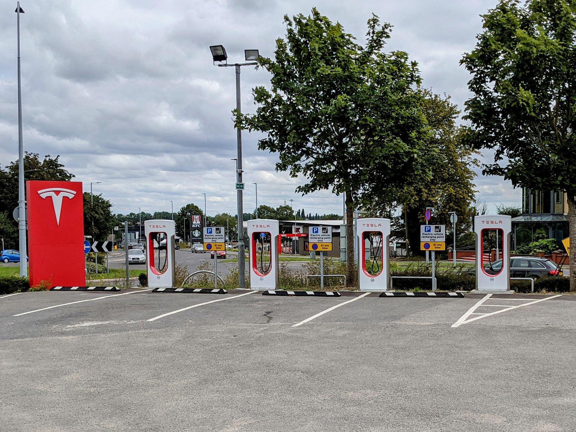 Tesla Centre Chelmsford | 1 White Hart Ln, Springfield, Chelmsford CM2 ...