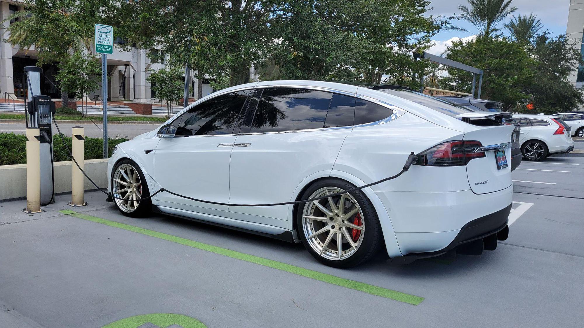 Fidelity National Financial | Jacksonville, FL | EV Station