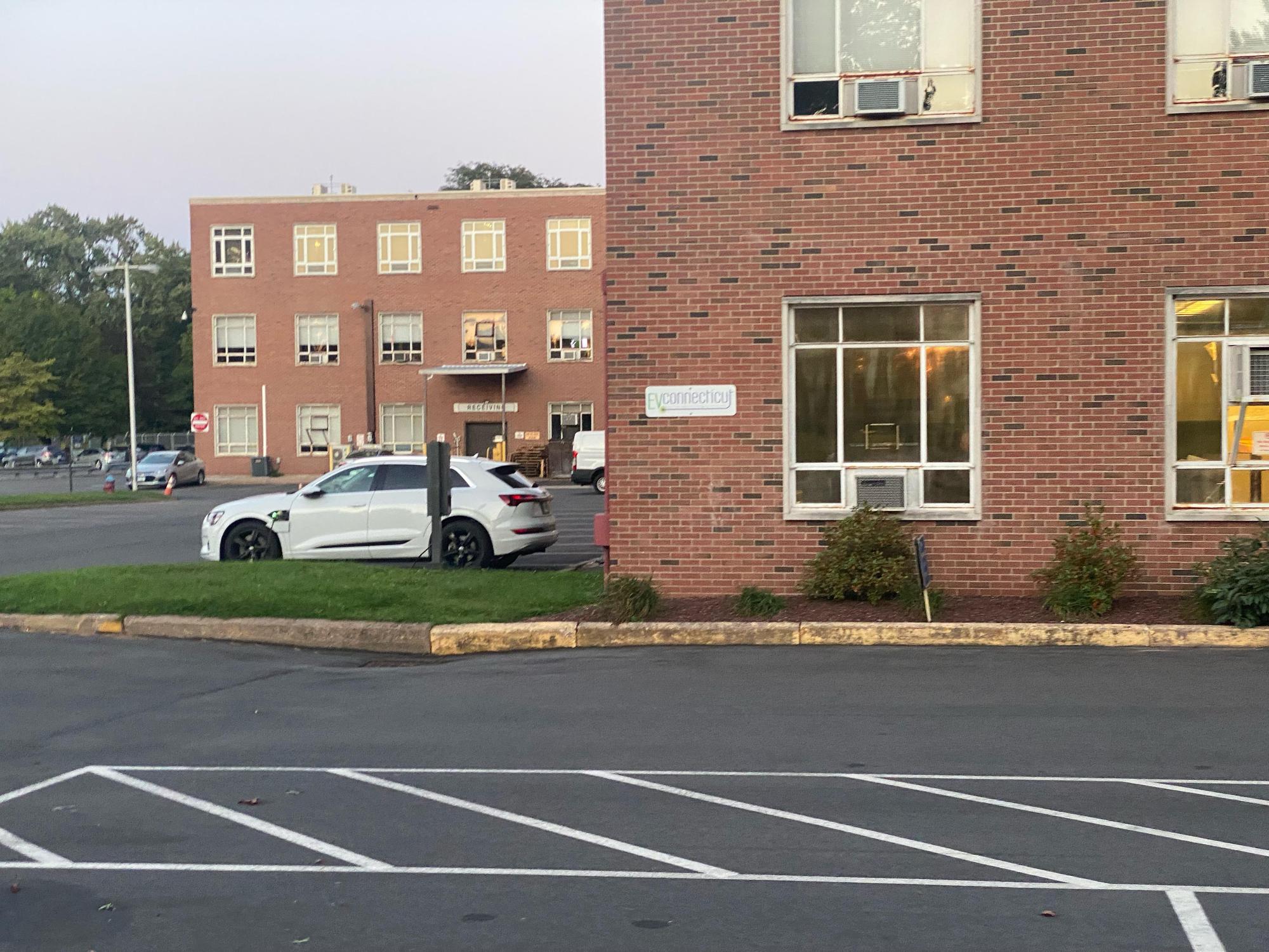 Wethersfield DMV | Wethersfield, CT | EV Station
