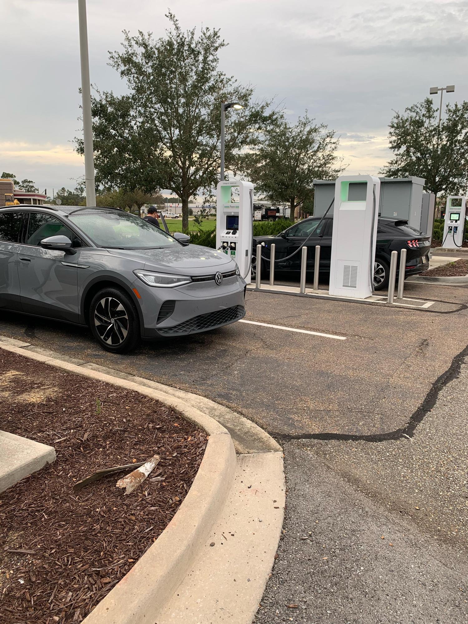 Hammond Square - Target | Hammond, LA | EV Station