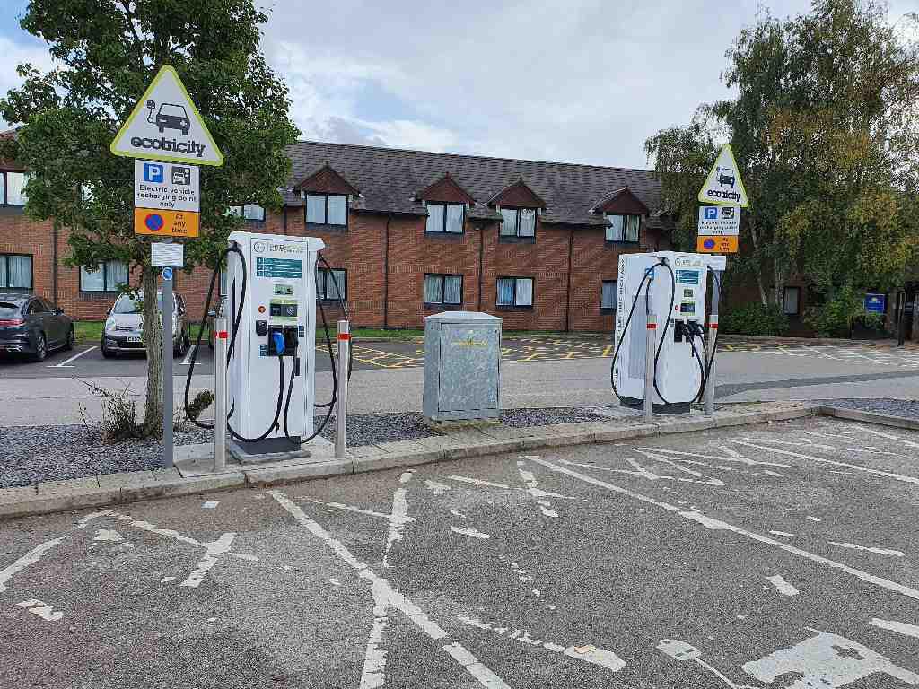 Chester Services M56 | M56 Junction 14, England | EV Station