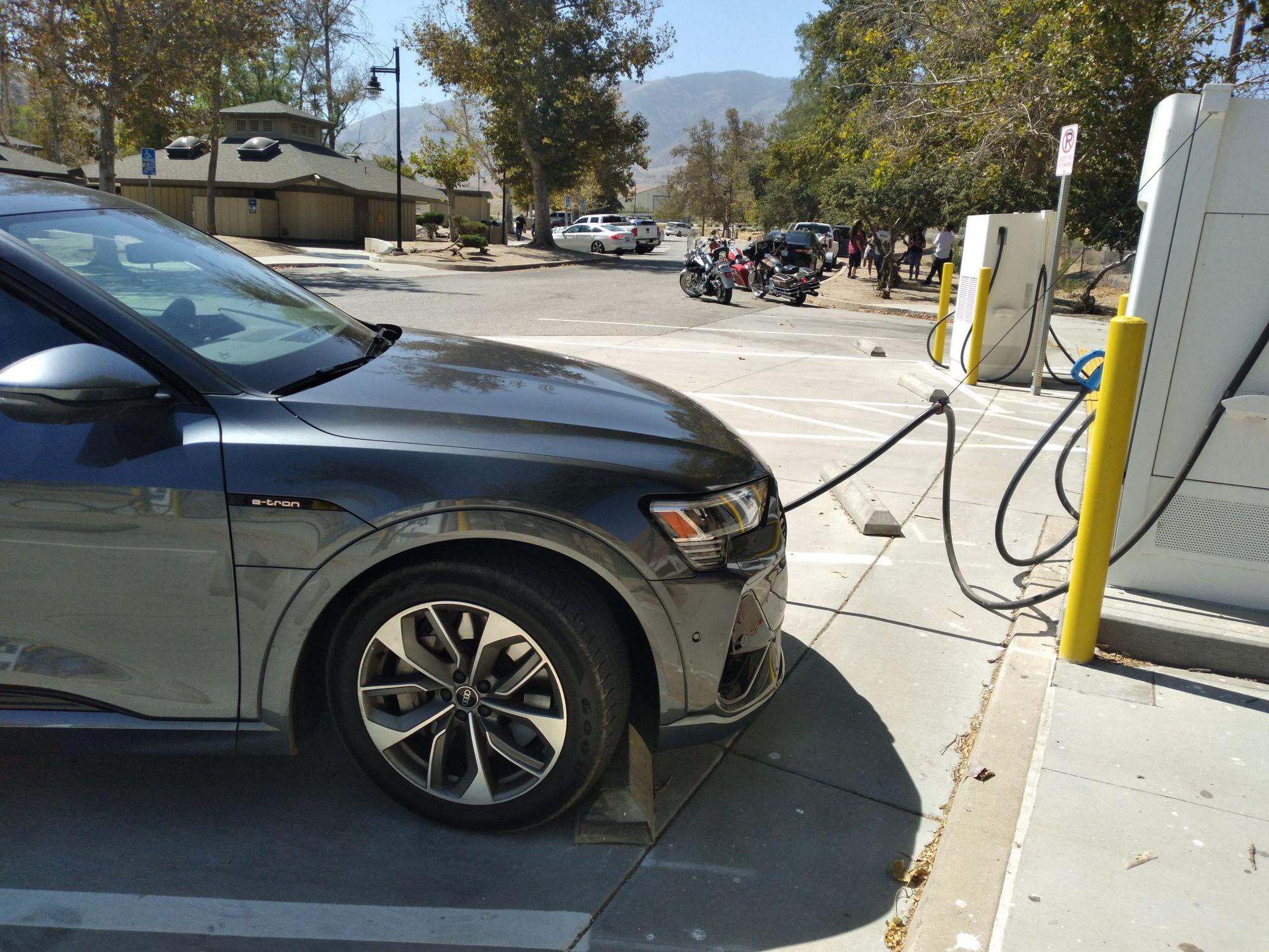 Tejon Pass Rest Area - Southbound | Lebec, CA | EV Station