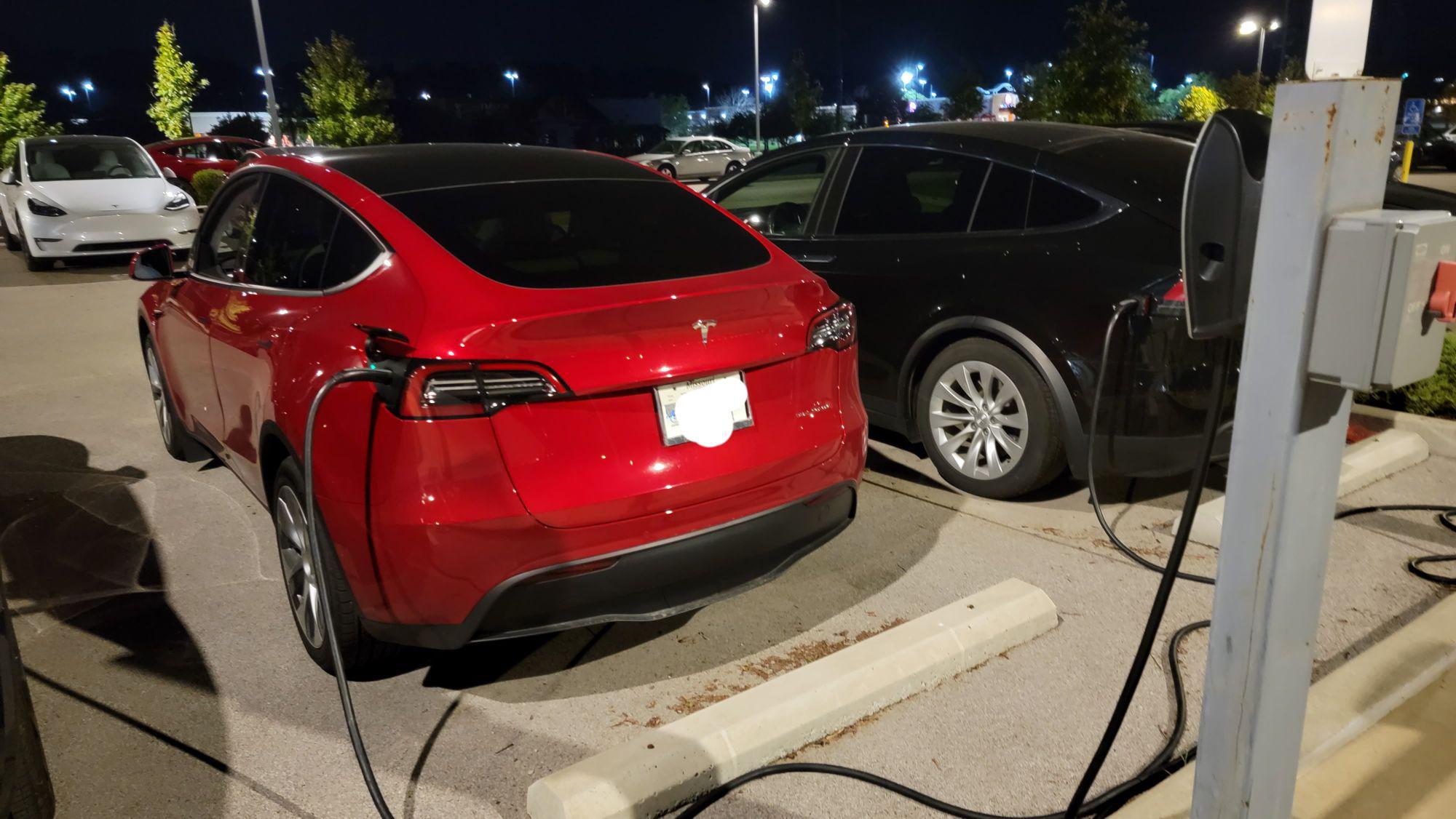 Tesla Sales & Service Center | Chesterfield, MO | EV Station