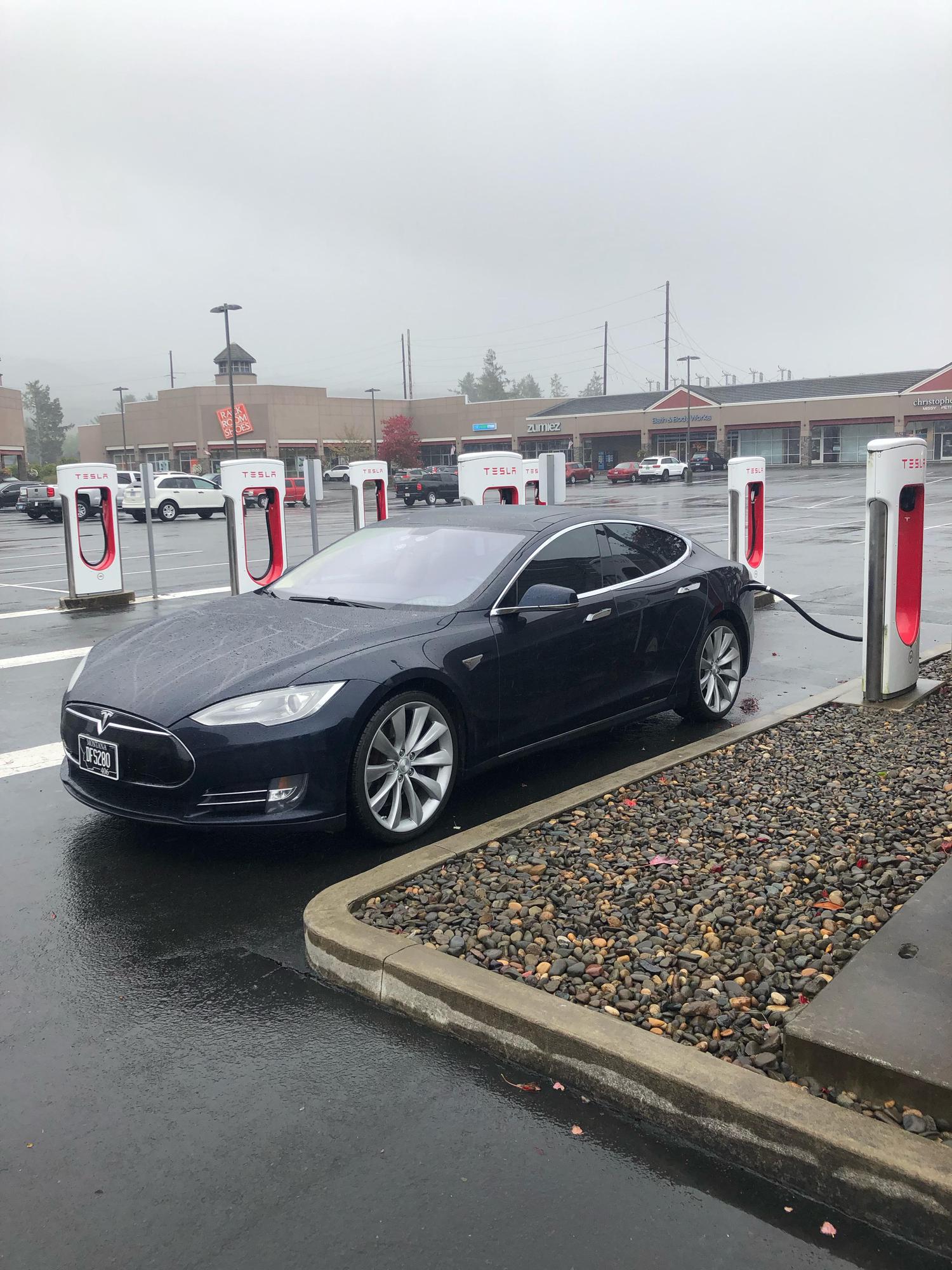 Seaside Factory Outlet Center | Seaside, OR | EV Station