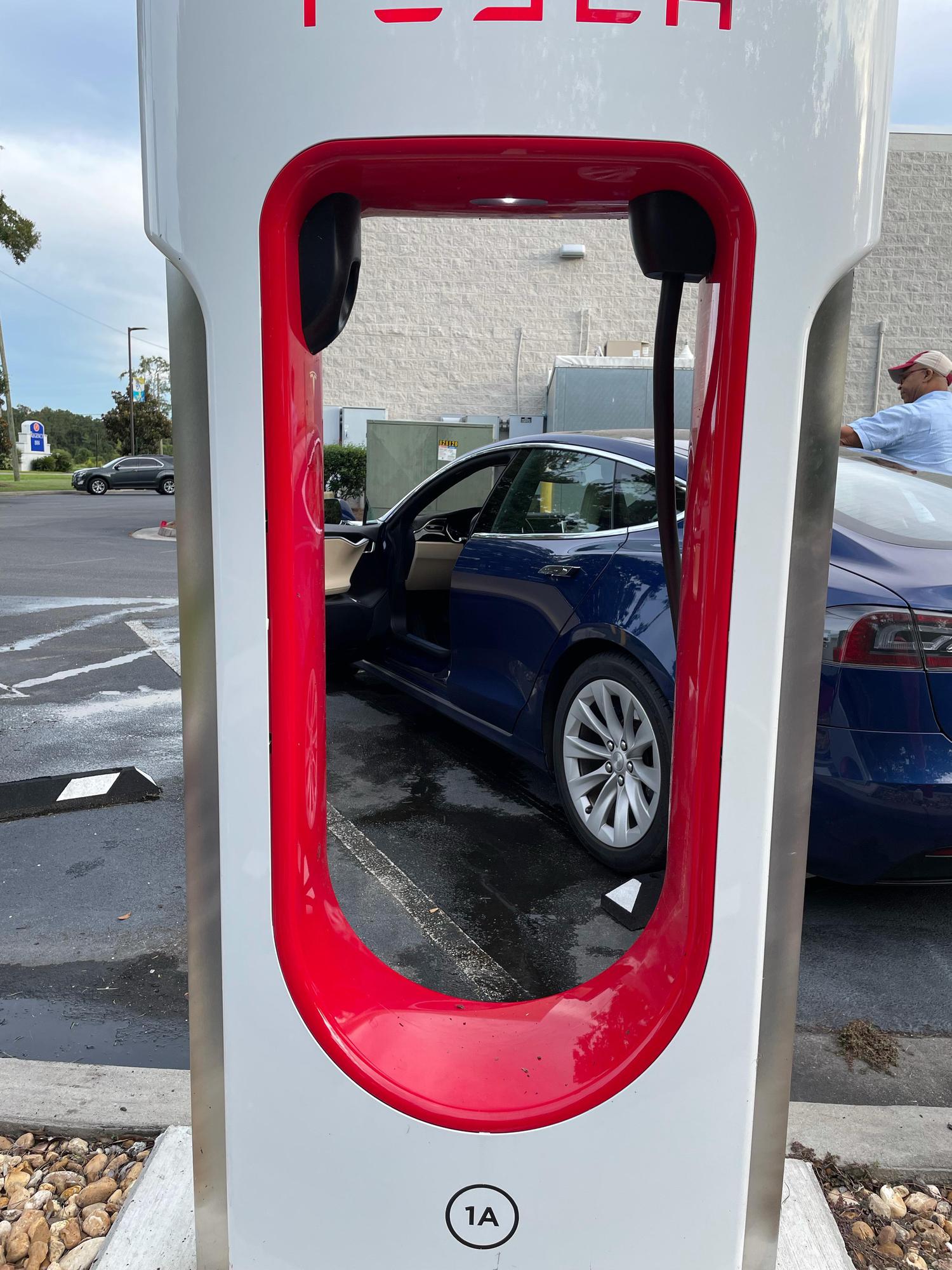 SunStop / Inland | Valdosta, GA | EV Station