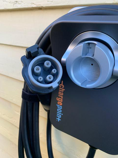 Inn Victoria | Chester, VT | EV Station