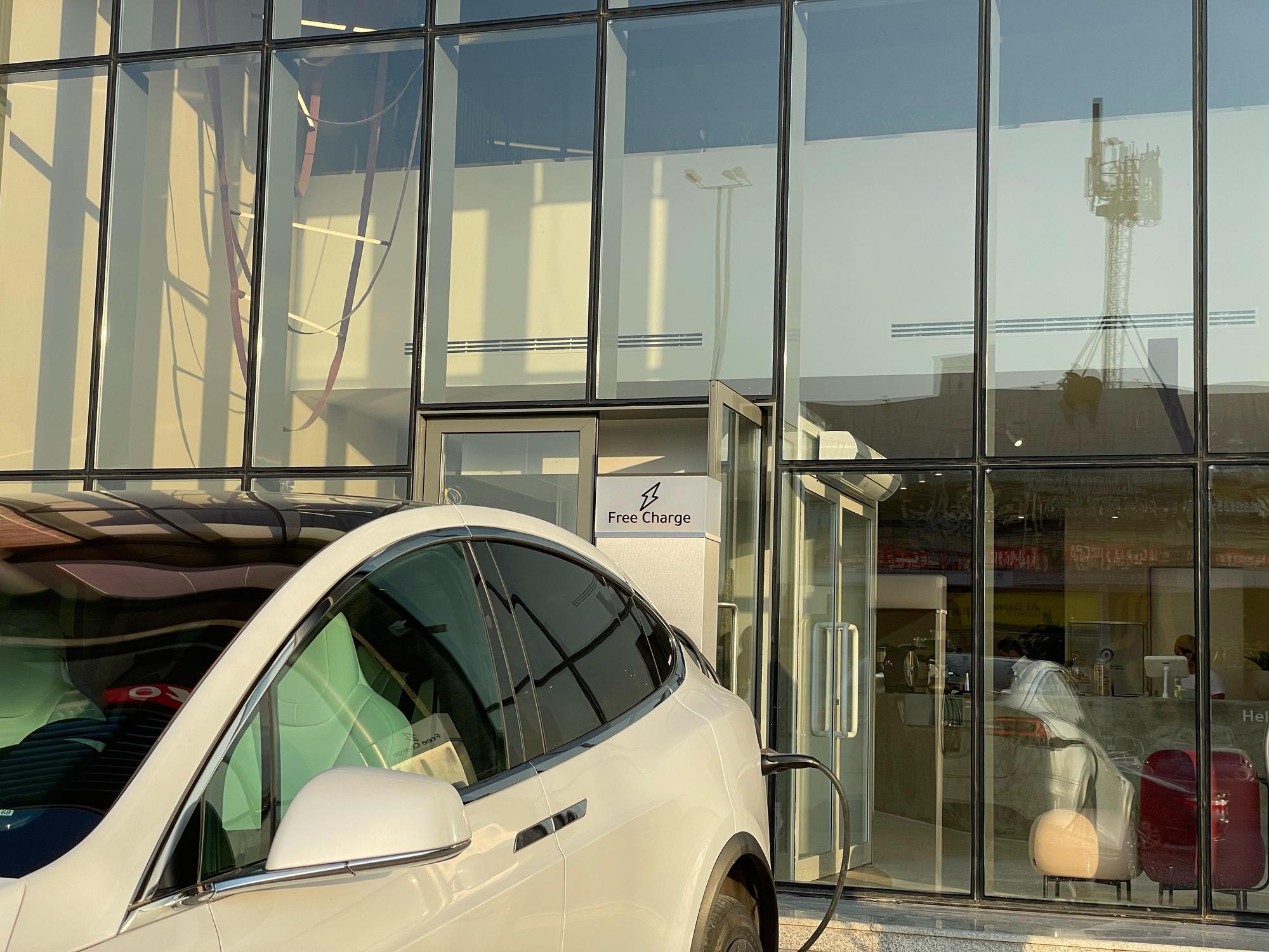 Respire Lounge تنفس لاونج | Riyadh, Riyadh Province | EV Station