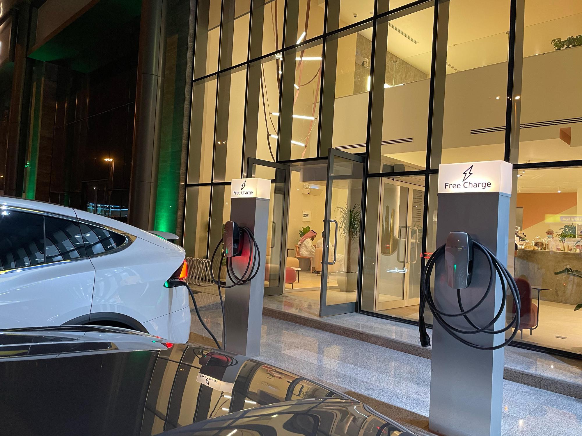 Respire Lounge تنفس لاونج | Riyadh, Riyadh Province | EV Station