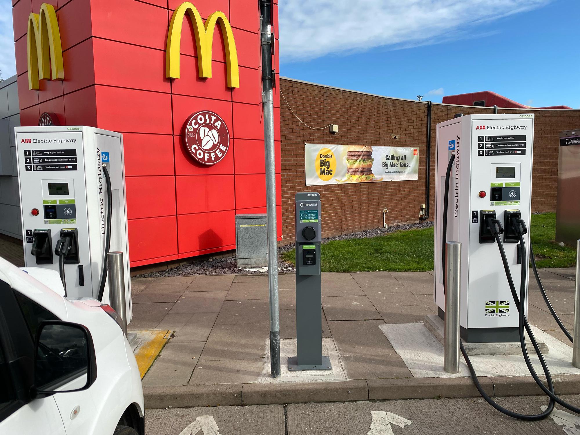 Sandbach Northbound Services M6 | Roadchef Services, M6 Motorway (N ...