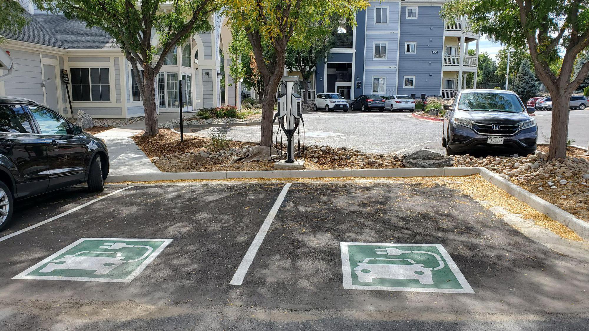 One Belmar Place | Lakewood, CO | EV Station