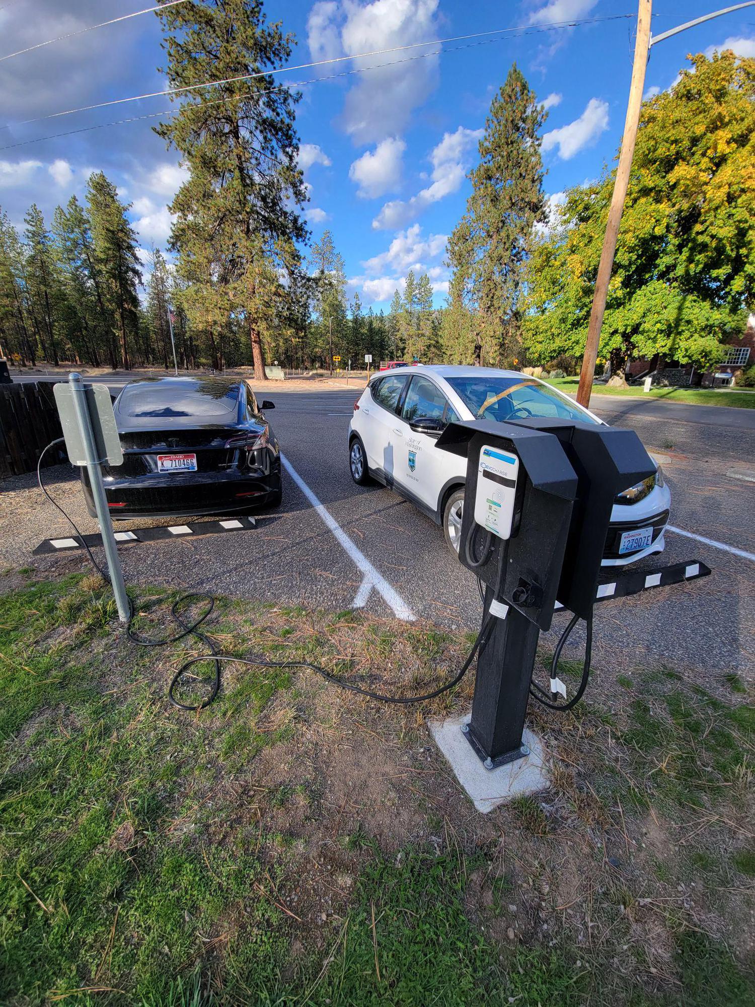 Riverside State Park Ranger Station | Nine Mile Falls, WA | EV Station