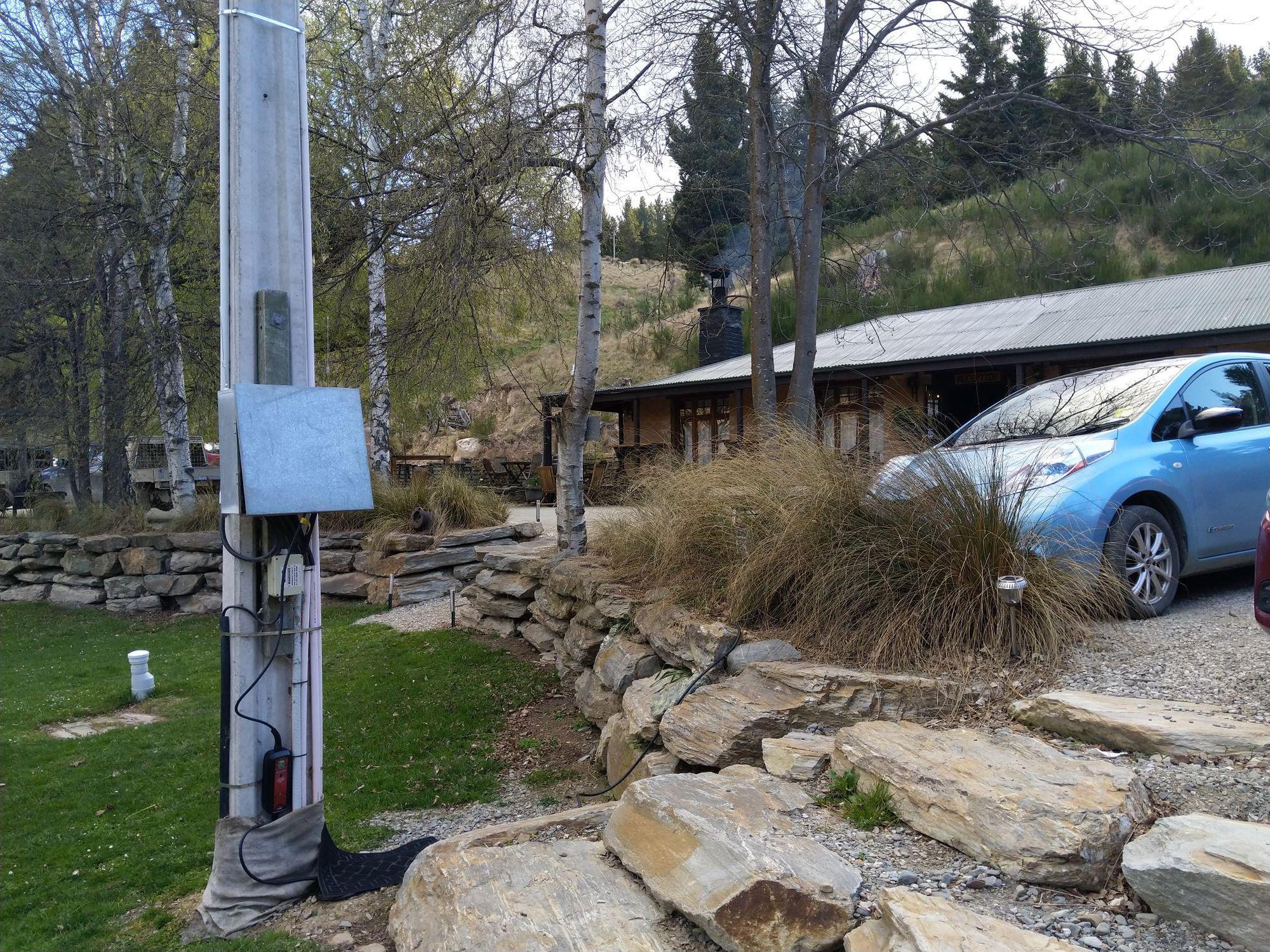 Danseys Pass Coach Inn | Kyeburn Diggings, Otago | EV Station