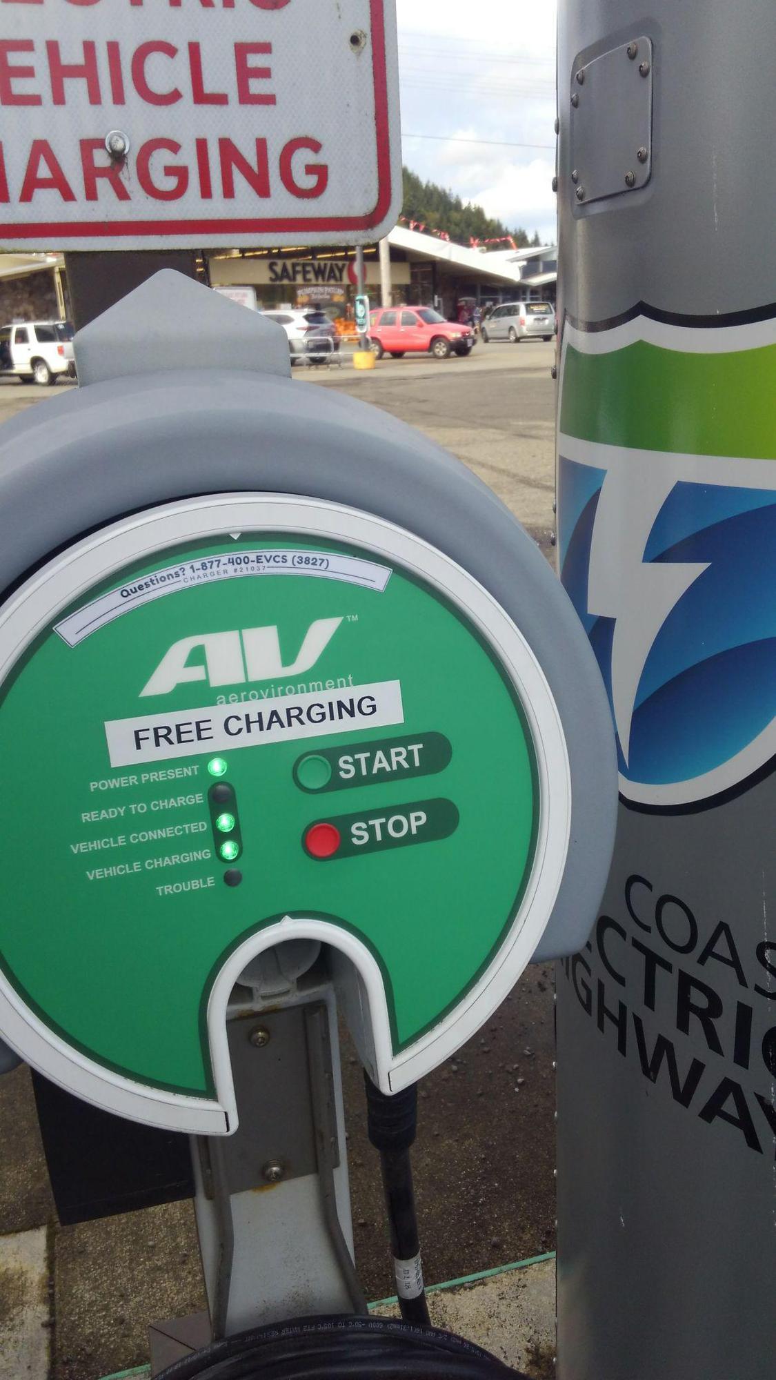 Coopers Express Fried Chicken & Drive Thru | Reedsport, OR | EV Station