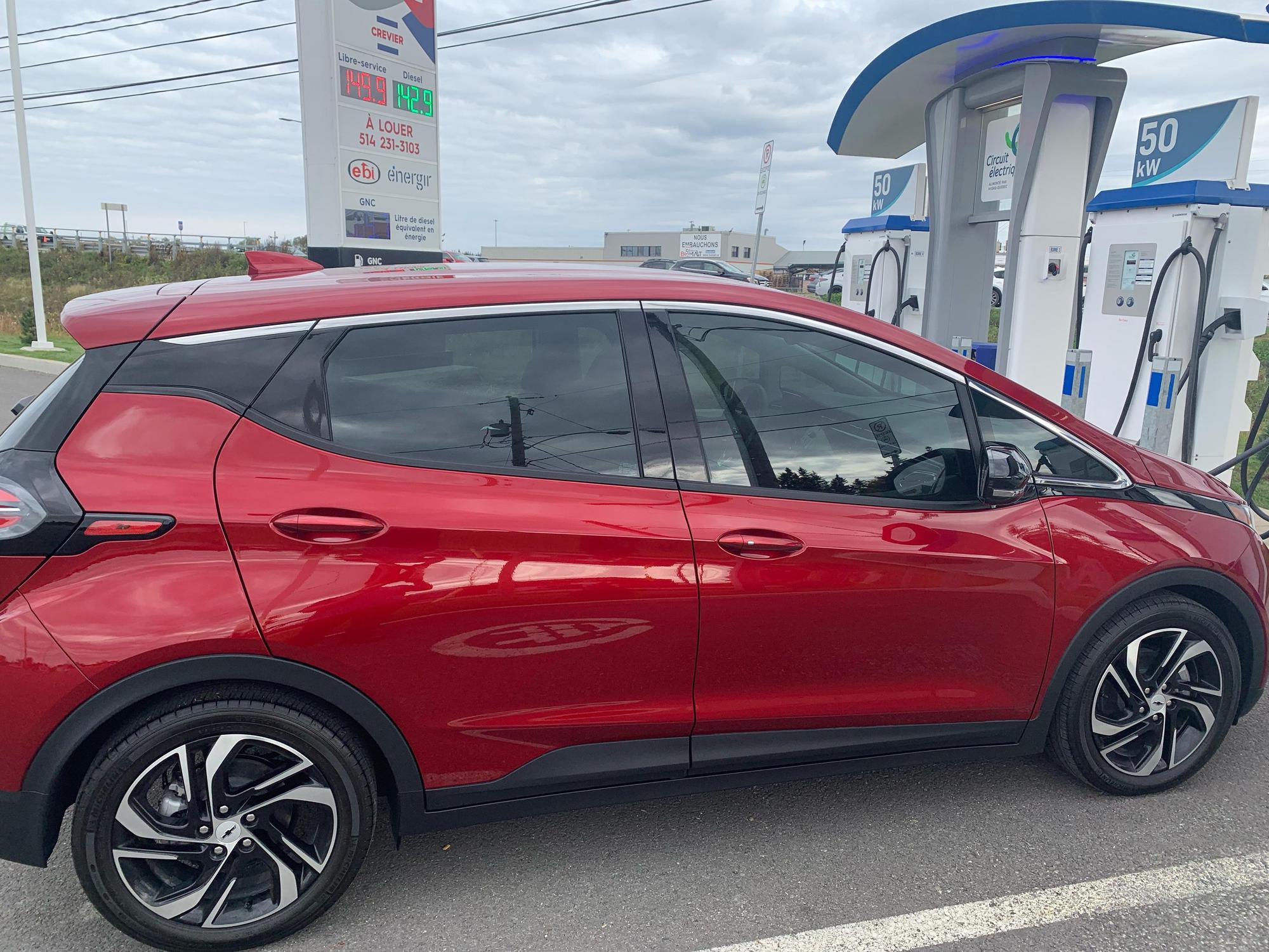 Ultramar St-Nicolas | Lévis, QC | EV Station