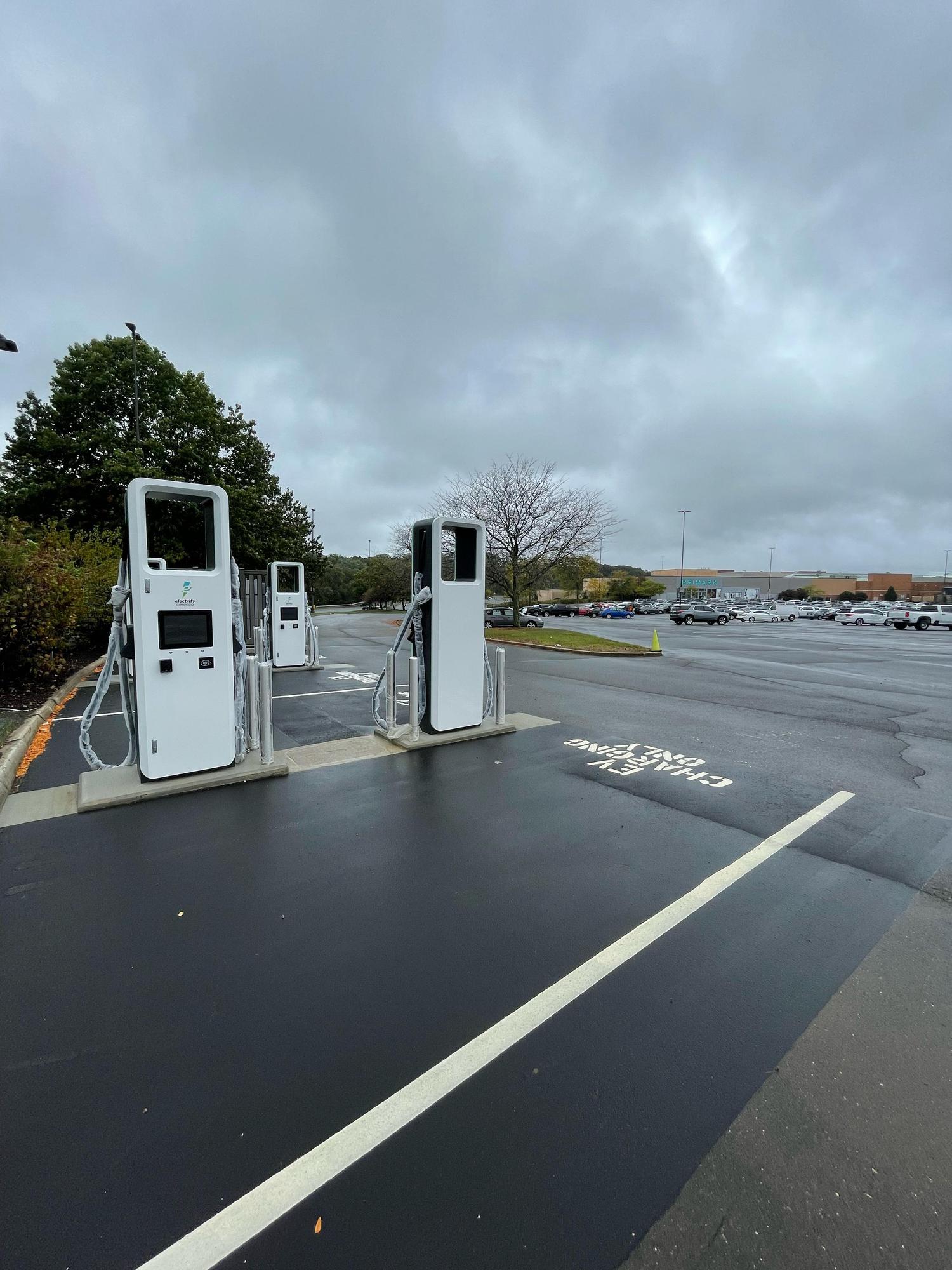 Freehold Raceway Mall | Freehold Township, NJ | EV Station