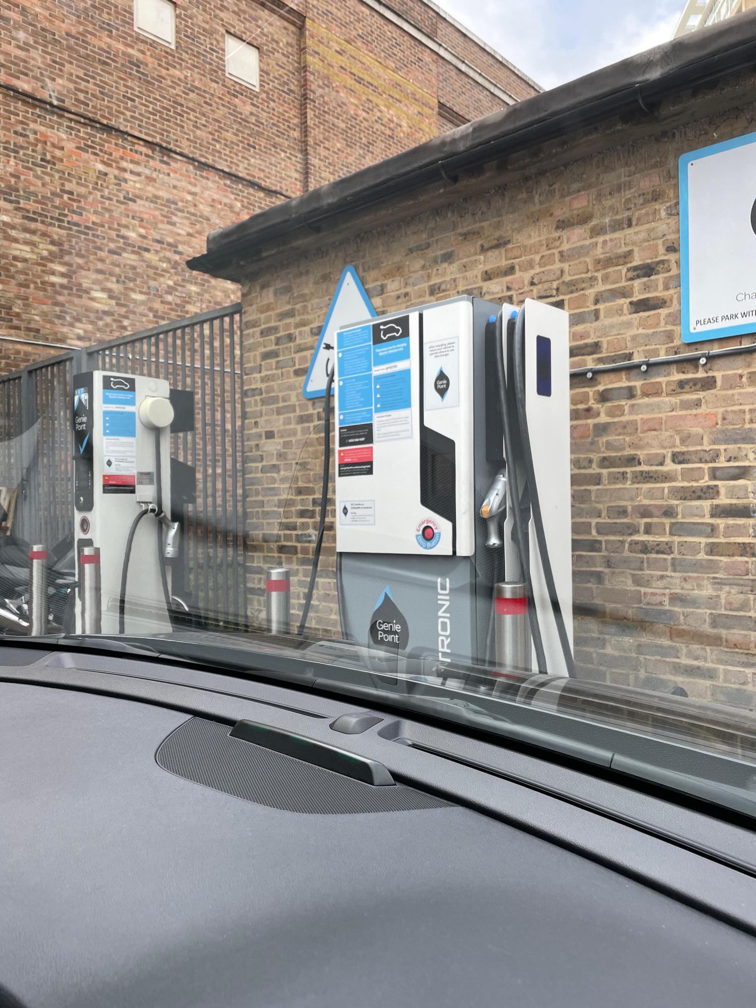 Cannon Workshops | Cannon Dr, London E14 4AS, UK | EV Station