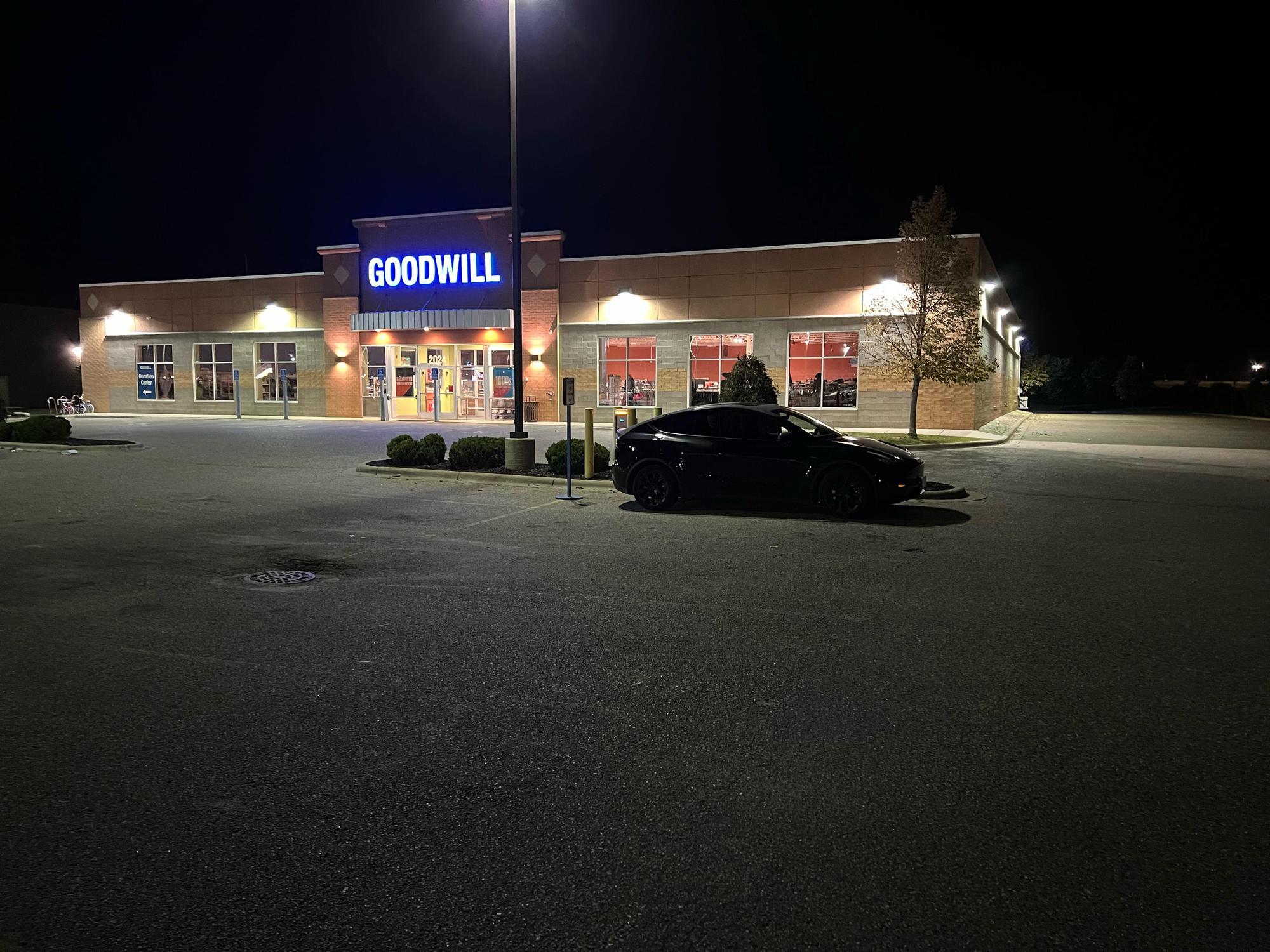 Goodwill | Mankato, MN | EV Station