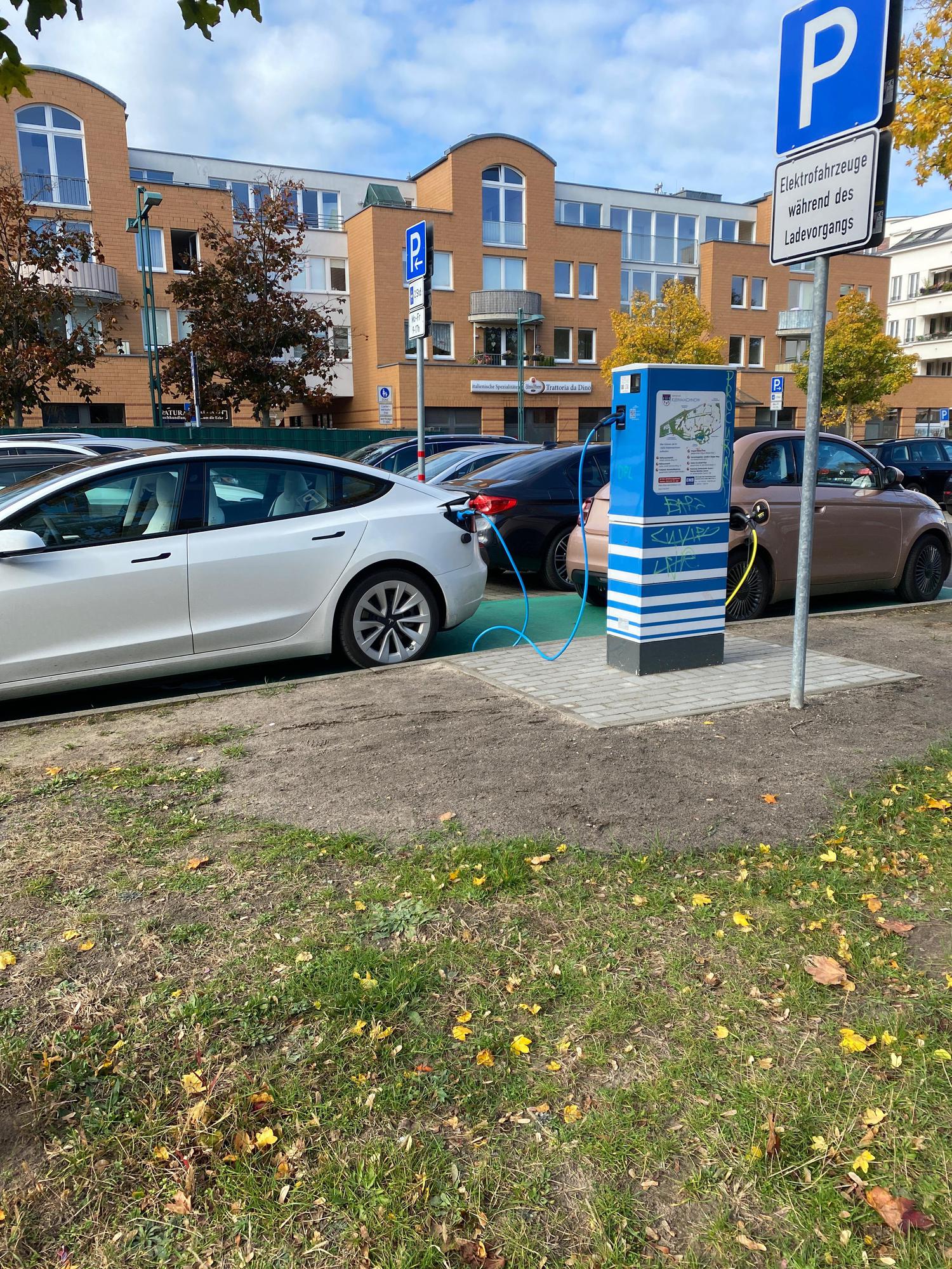 Kleinmachnow Rathausmarkt | Kleinmachnow, BB | EV Station