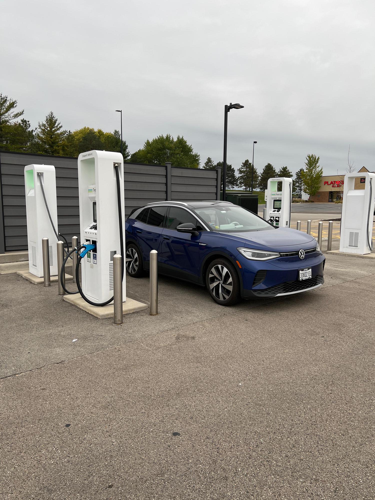 Sam’s Club | Rockford, IL | EV Station