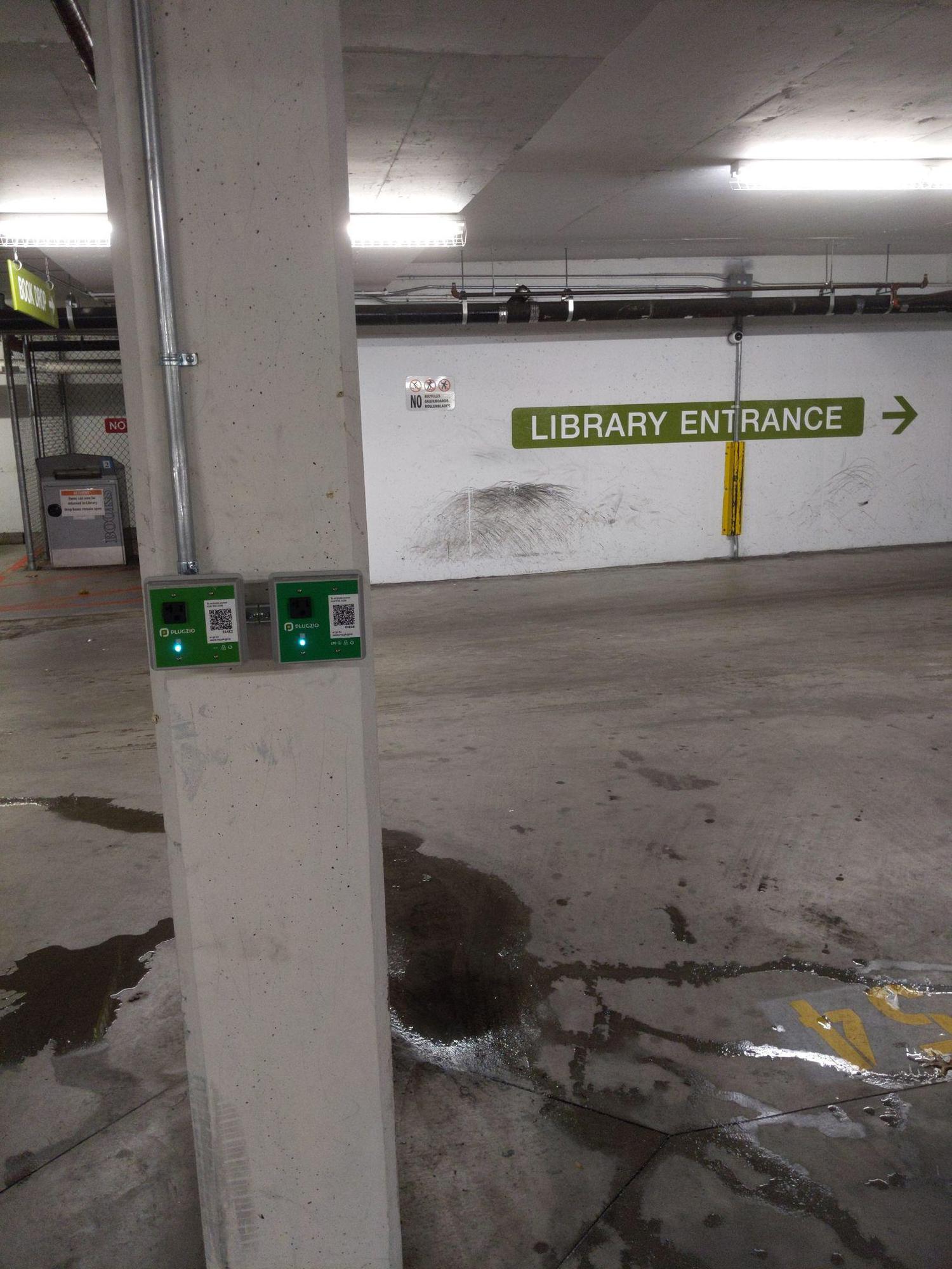 City Centre Coquitlam Public Library | Coquitlam, BC | EV Station