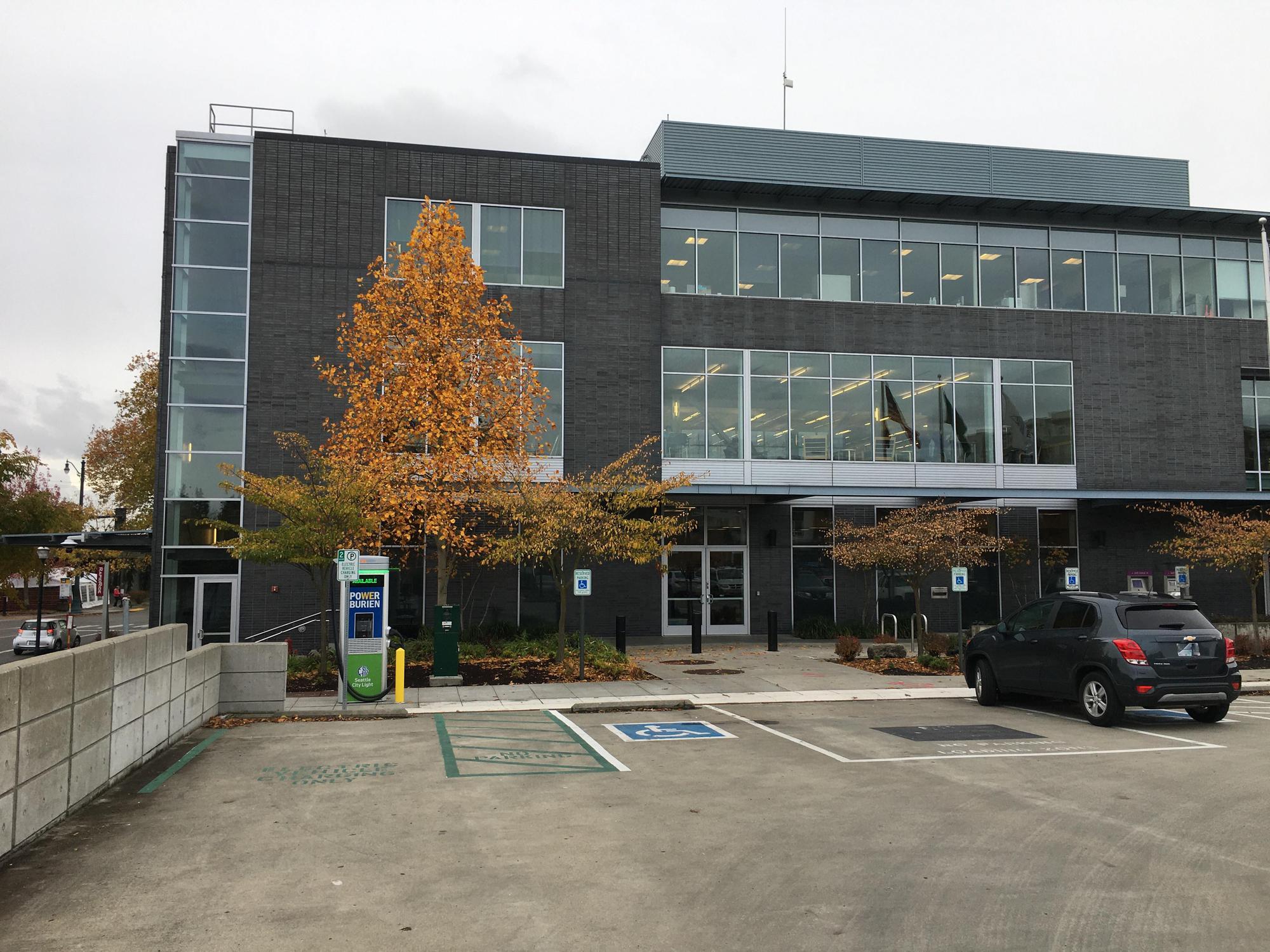 Burien Library & City Hall | Burien, WA | EV Station