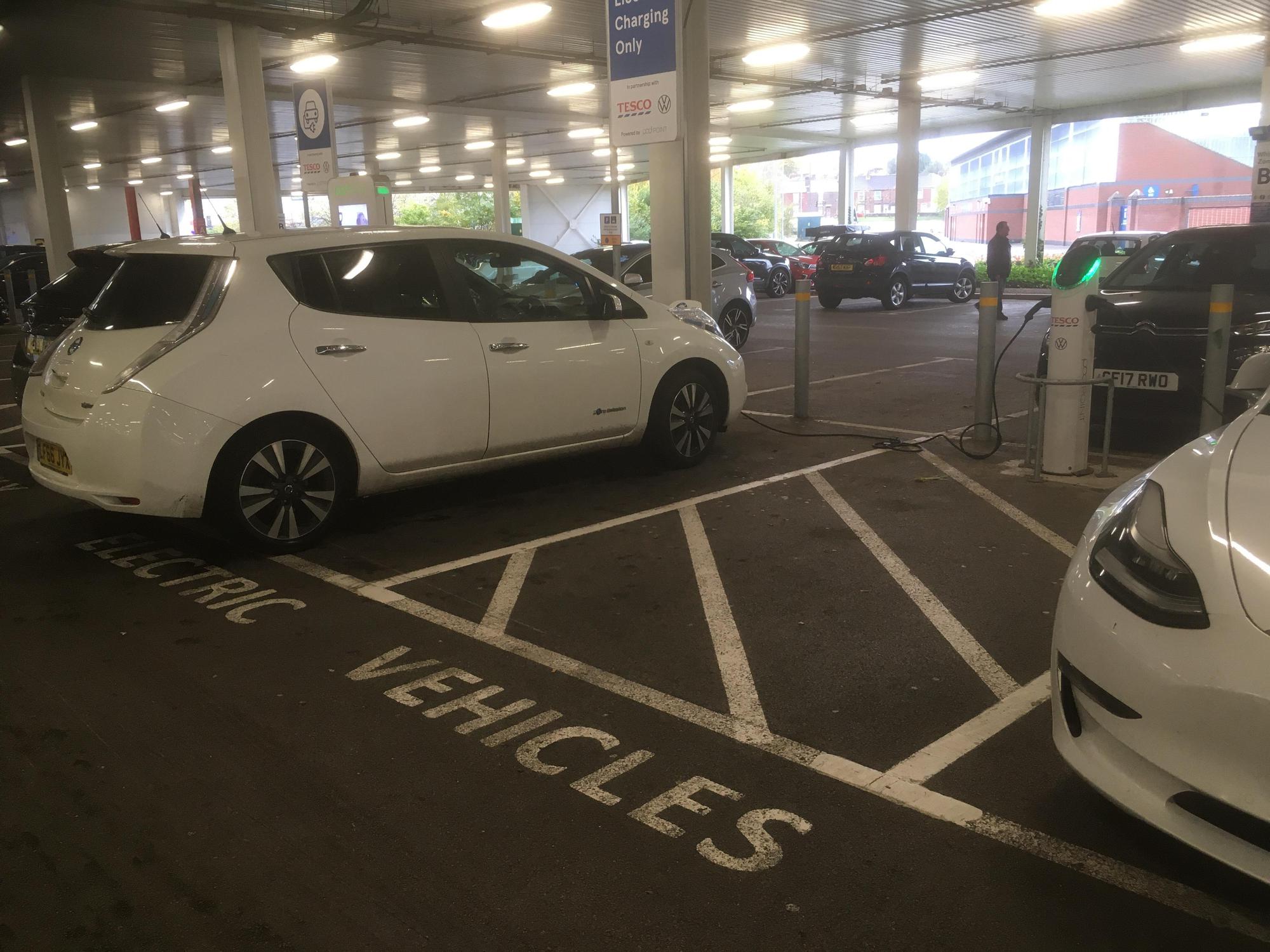 Tesco Extra | 3 Lockoford Ln, Chesterfield S41 7JB, UK | EV Station