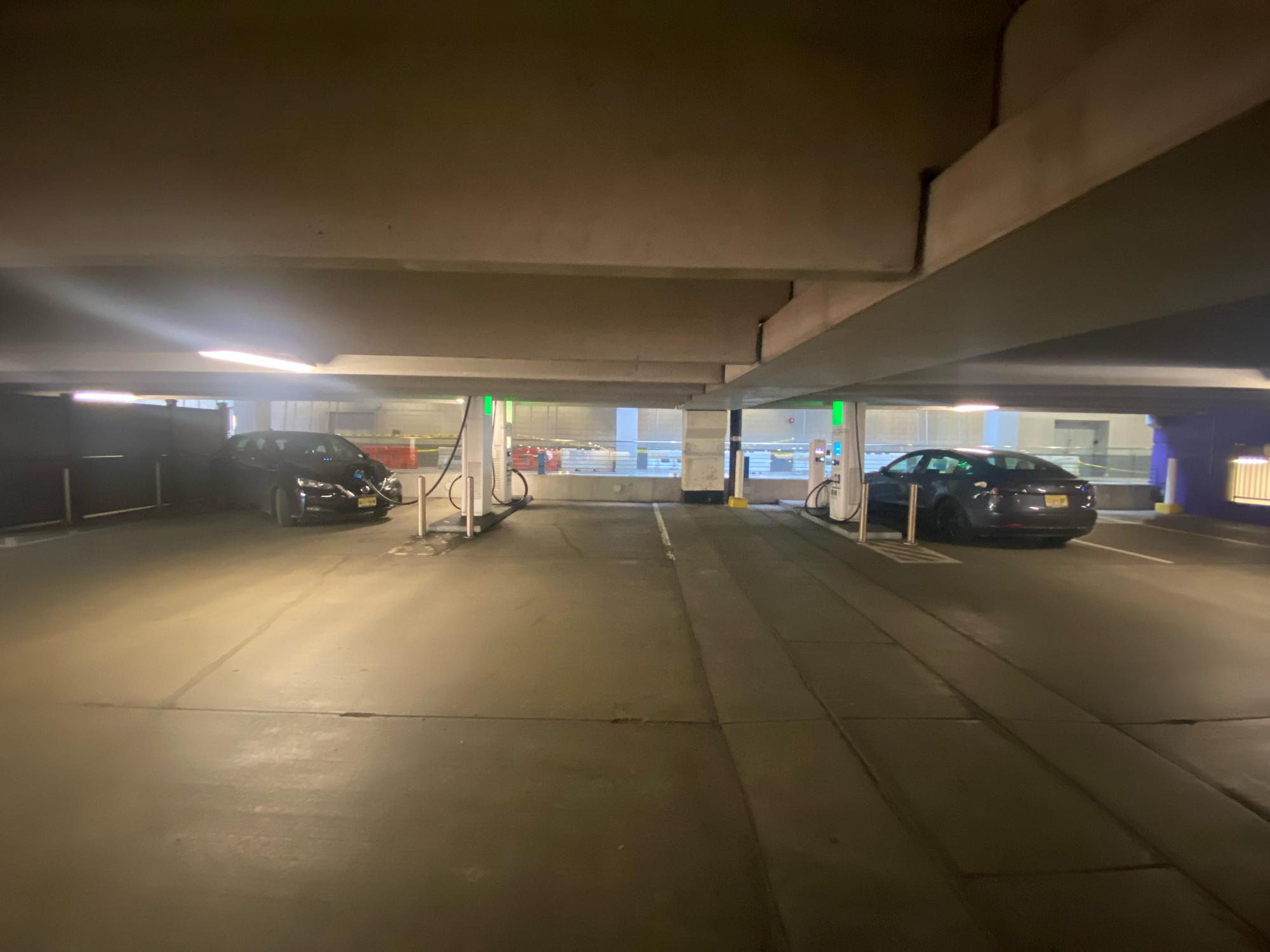 The Shops at SkyView Center (1) | 40-24 College Point Blvd, Flushing ...