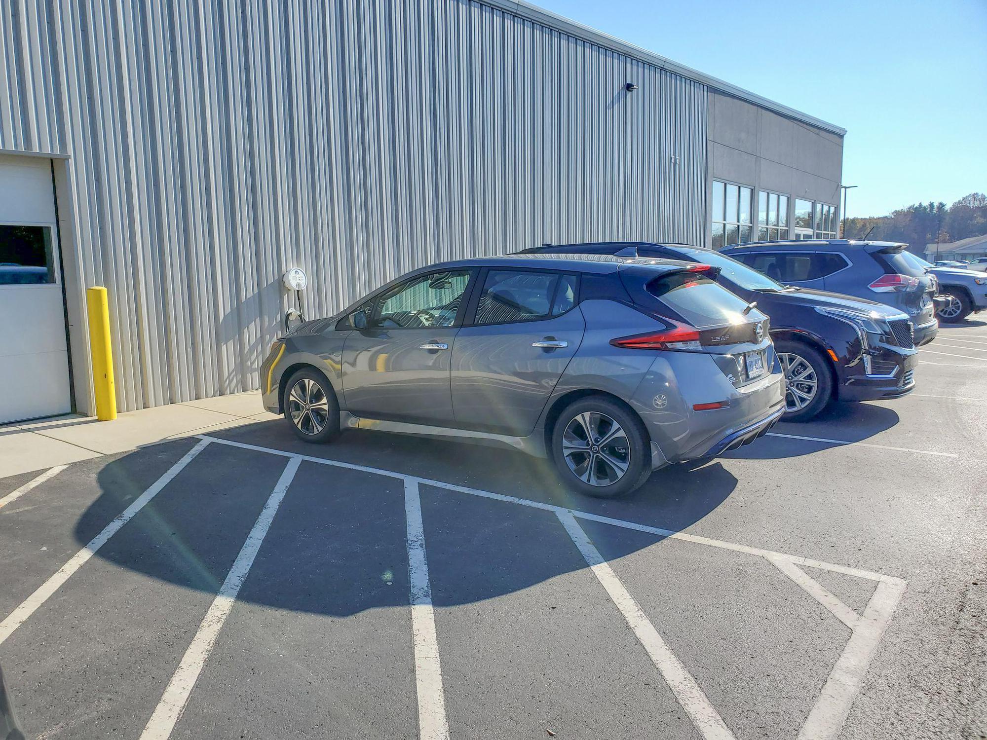 Graff Chrysler Dodge Jeep Ram of Rockford | Rockford, MI | EV Station