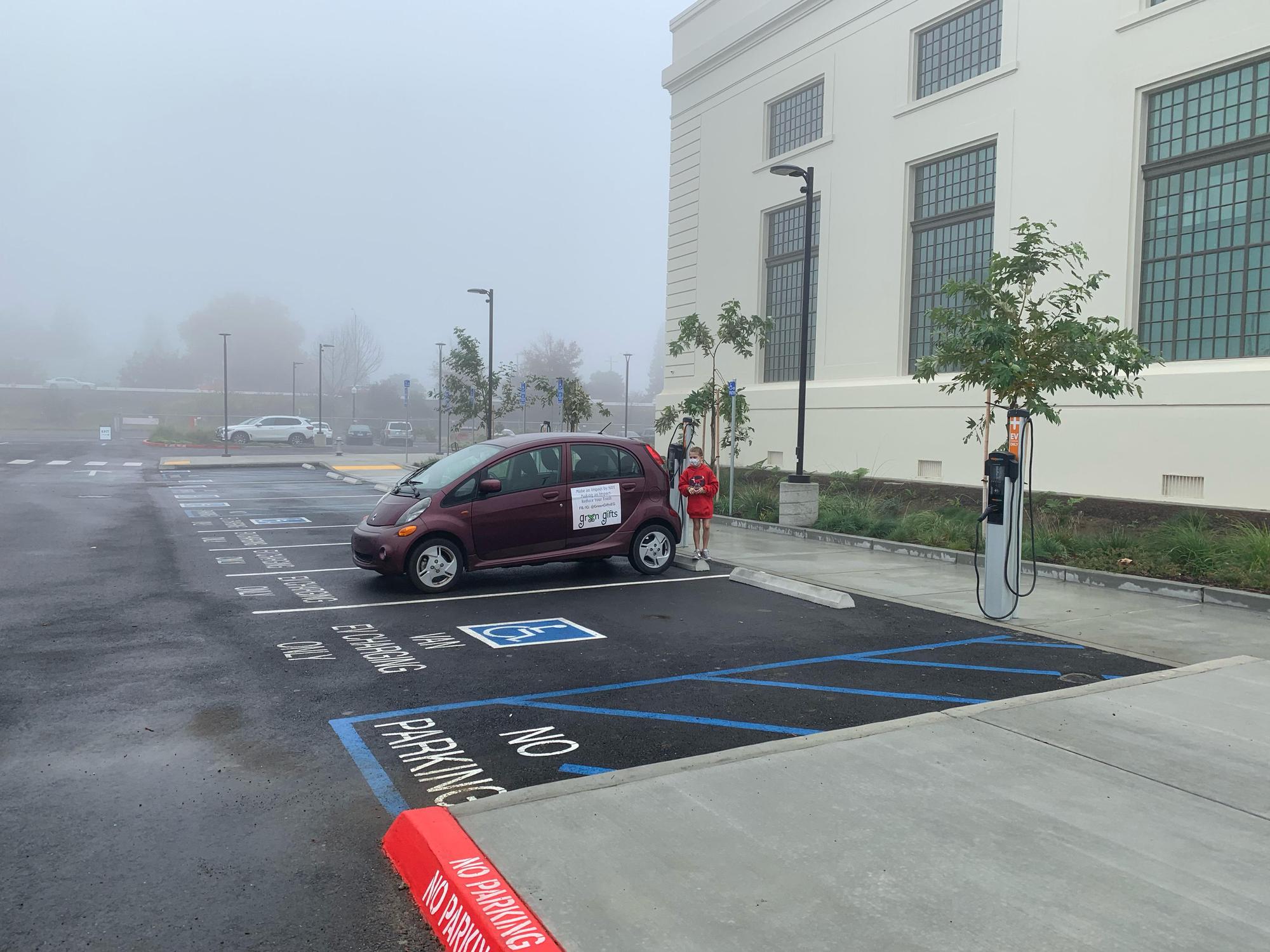 SMUD Museum of Science and Curiosity | Sacramento, CA | EV Station