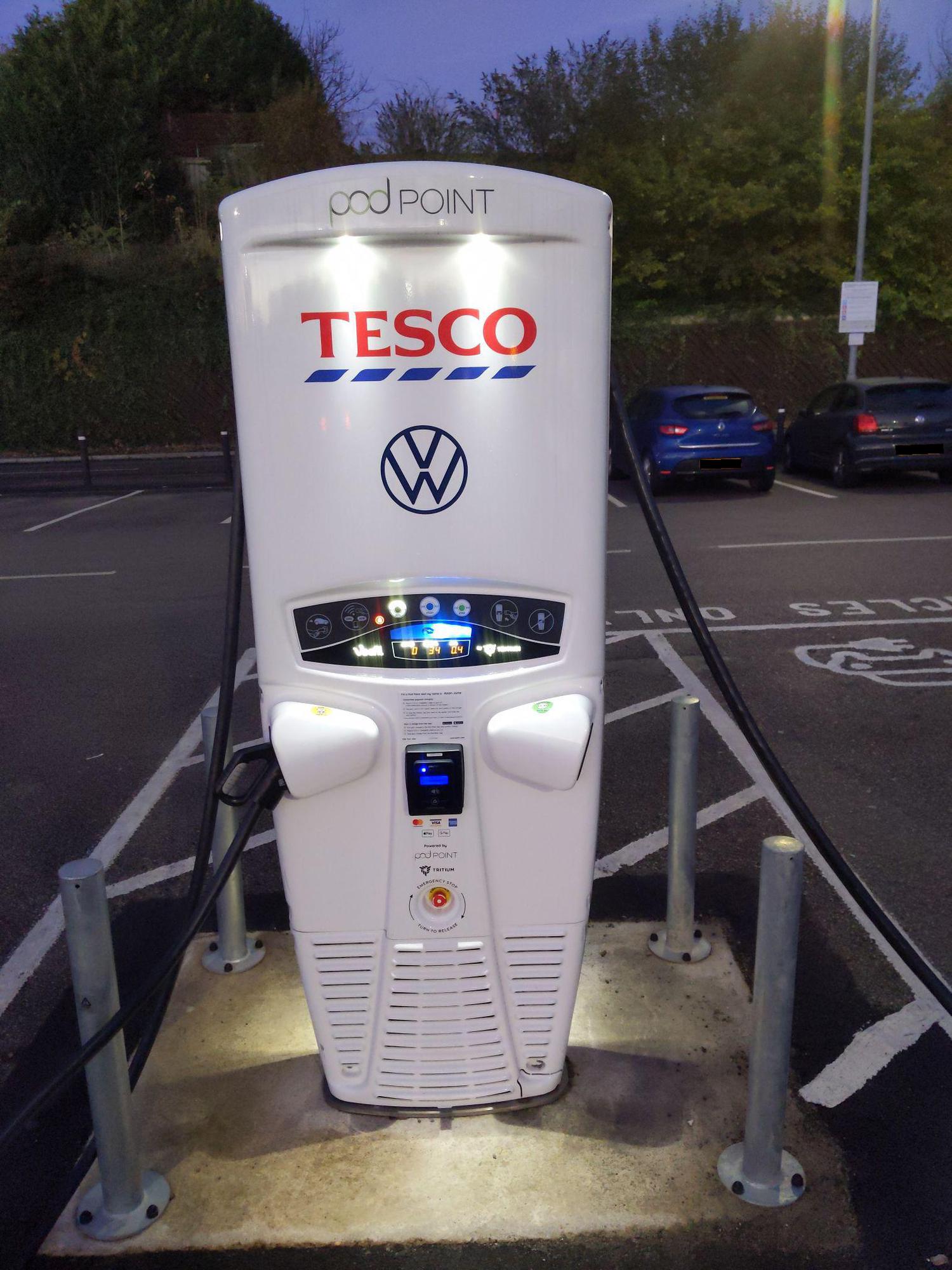 Tesco Extra Wigan | Central Park Way, Wigan, WN1 1XS, United Kingdom ...