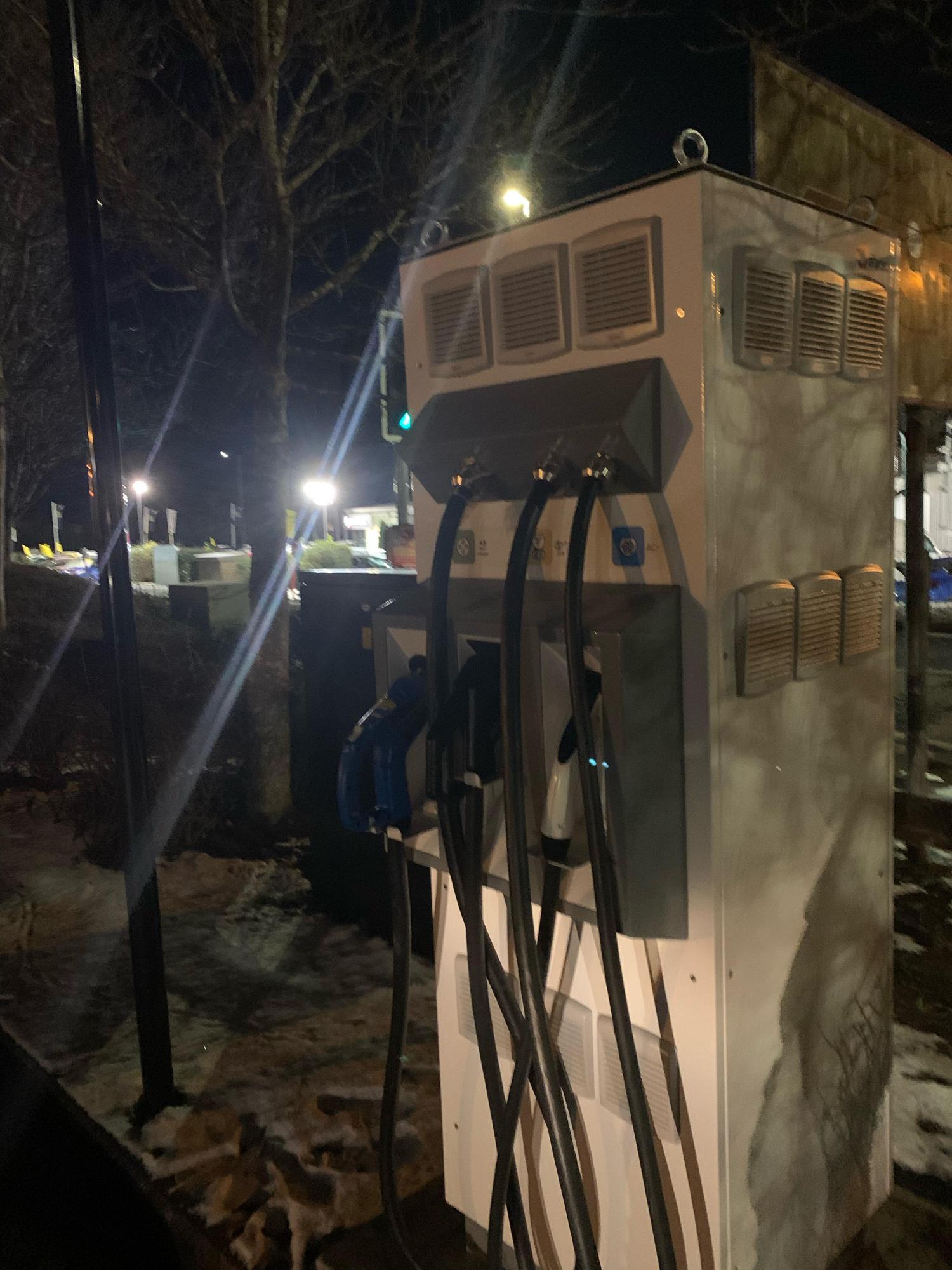 Morrisons Livingston | 840 Carmondean Centre, Deans, Livingston, EH54 ...