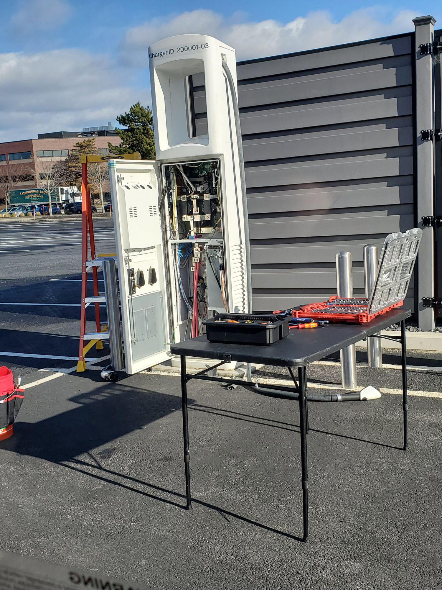 Burlington Mall - Primark | Burlington, MA | EV Station