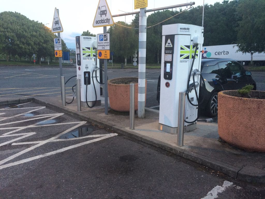 Moto Trowell M1 Northbound | Trowell, England | EV Station