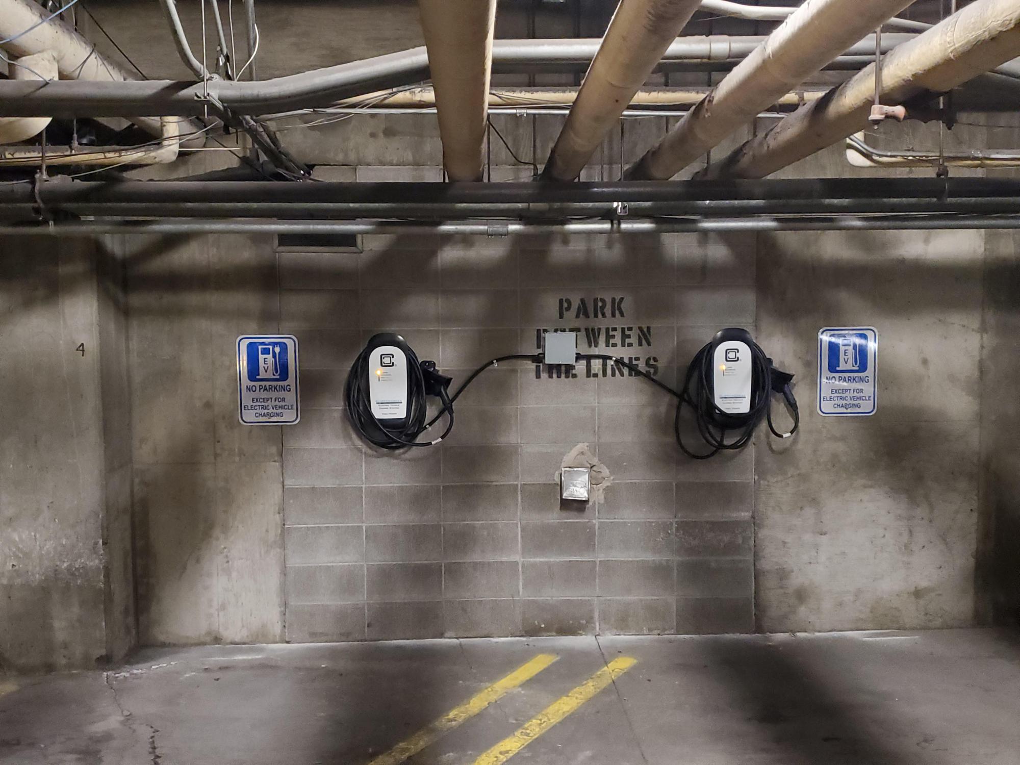 Parkade Plaza Parking Garage | Spokane, WA | EV Station