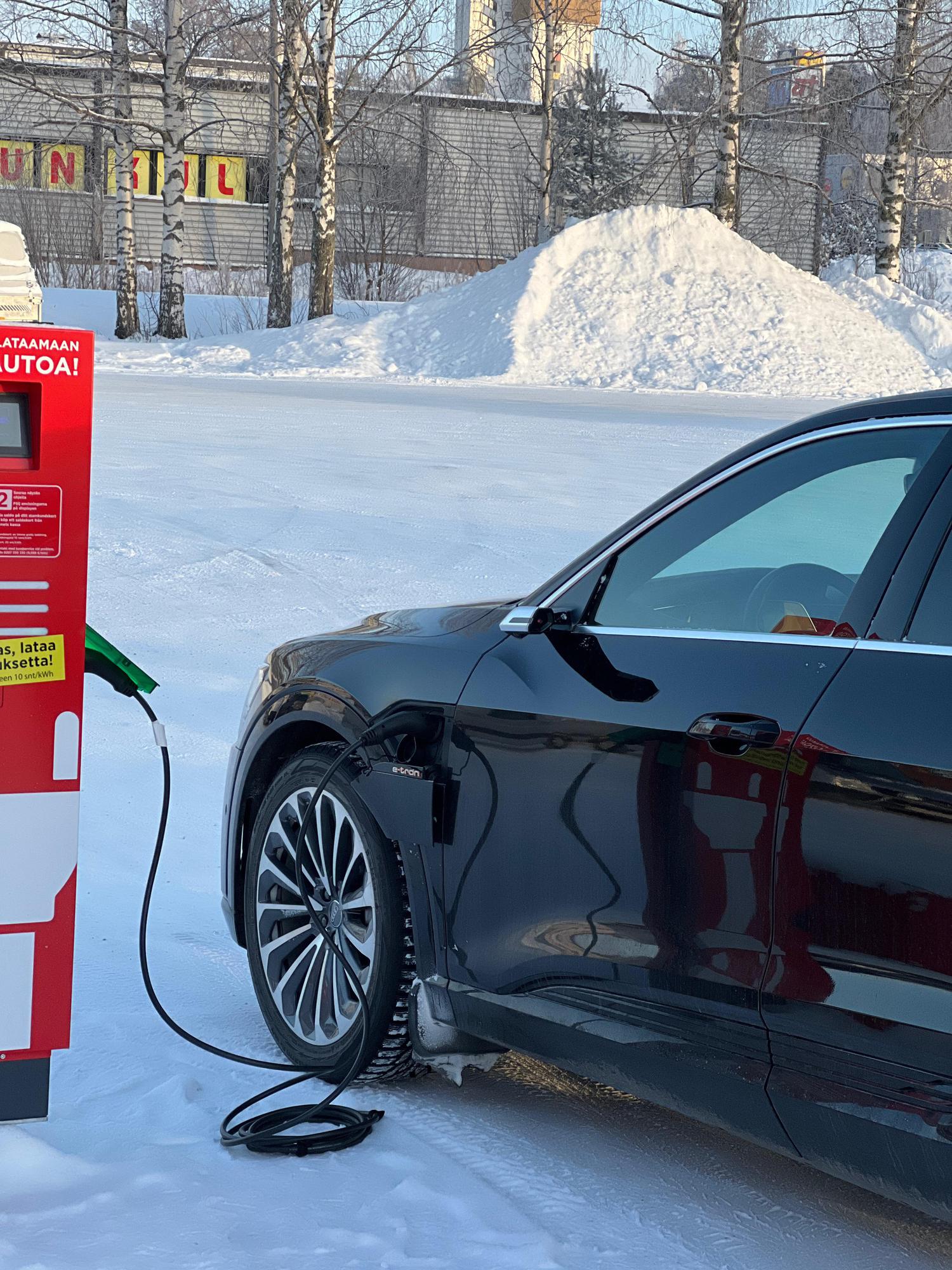 Motonet | Käsityökatu 21-27, 78200 Varkaus, Finland | EV Station