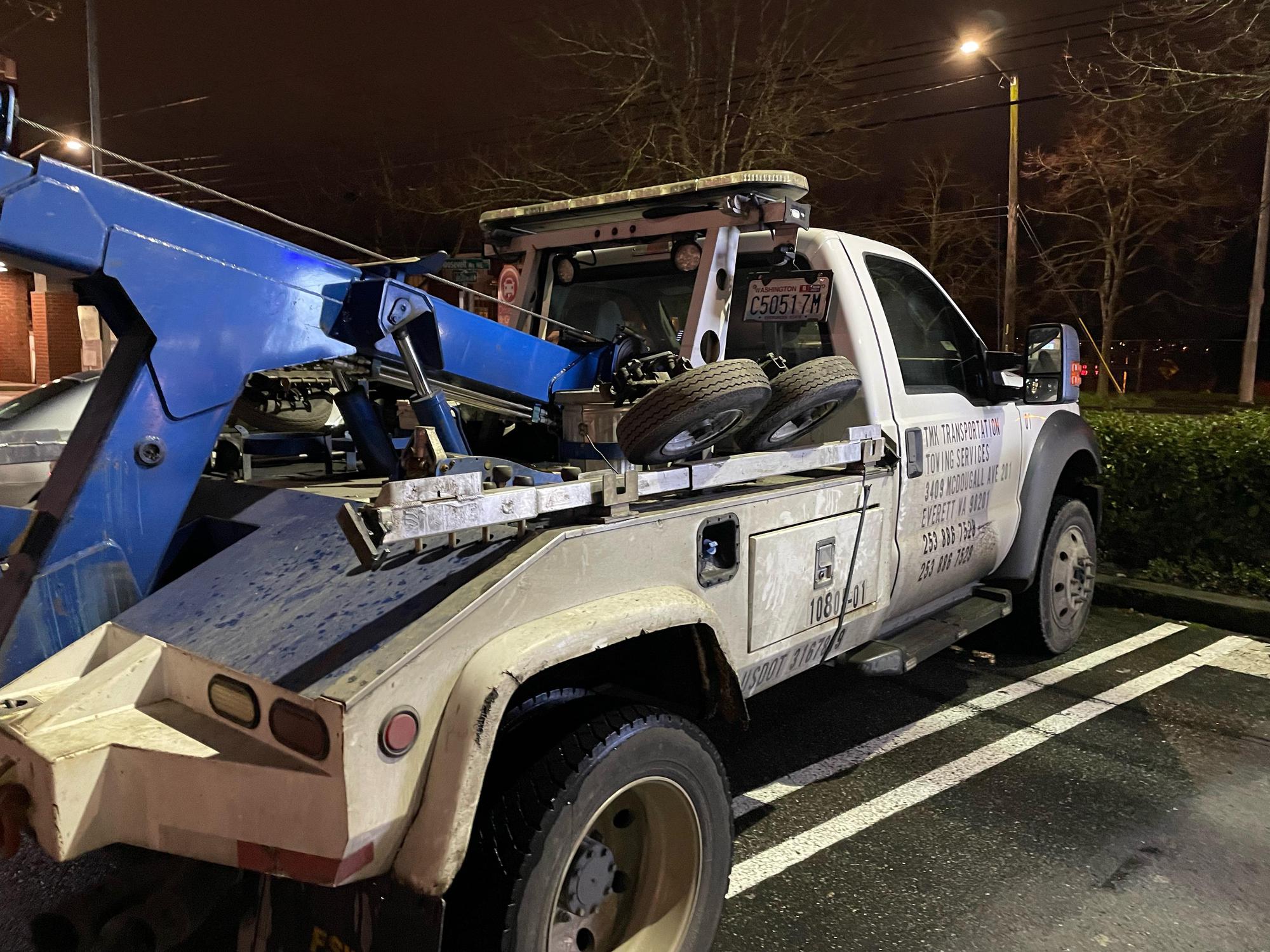 Safeway Roosevelt Way | Seattle, WA | EV Station