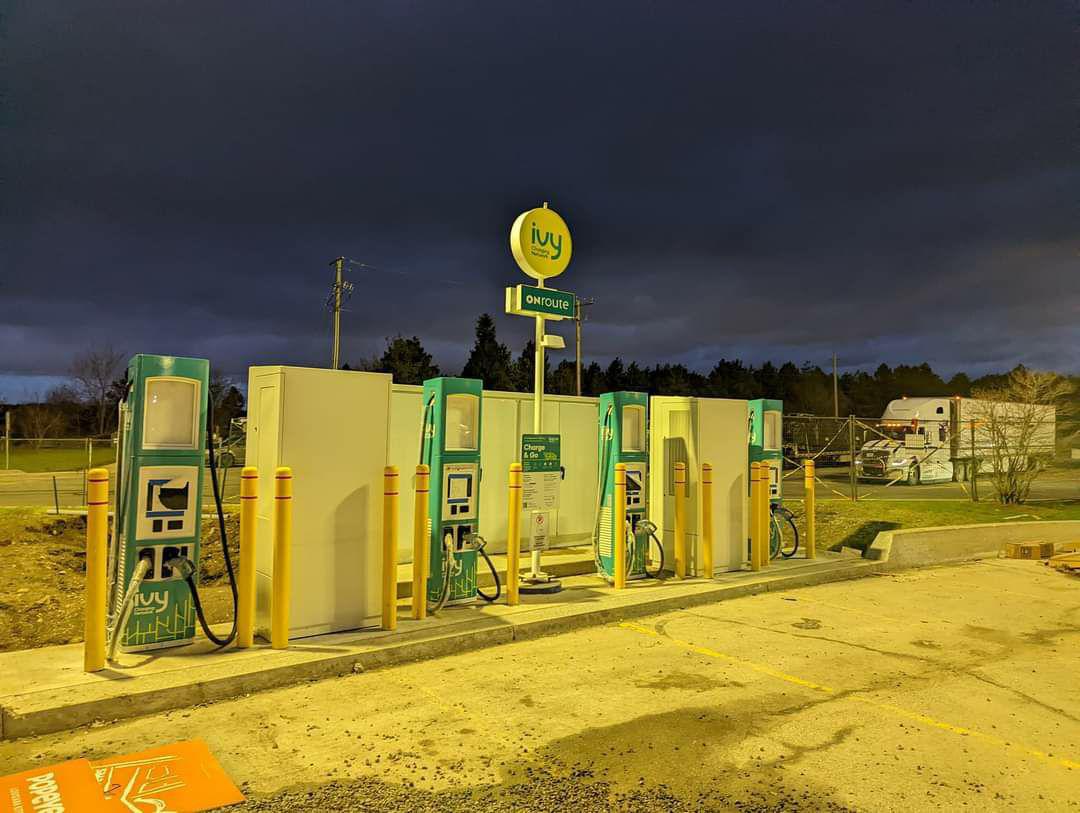 ONroute Cambridge North 401-Westbound | Cambridge, ON | EV Station