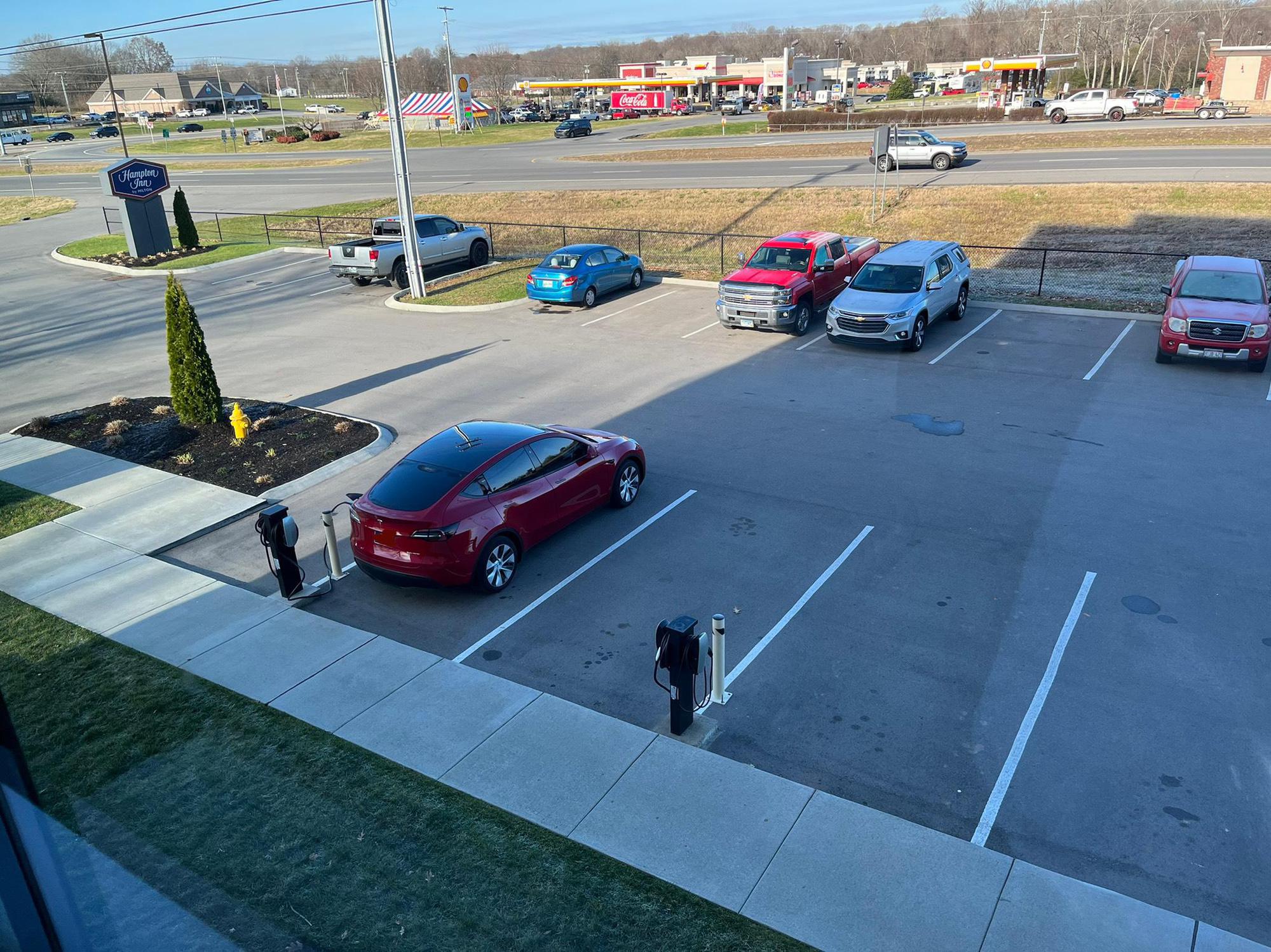 Hampton Inn Pleasant View | Pleasant View, TN | EV Station