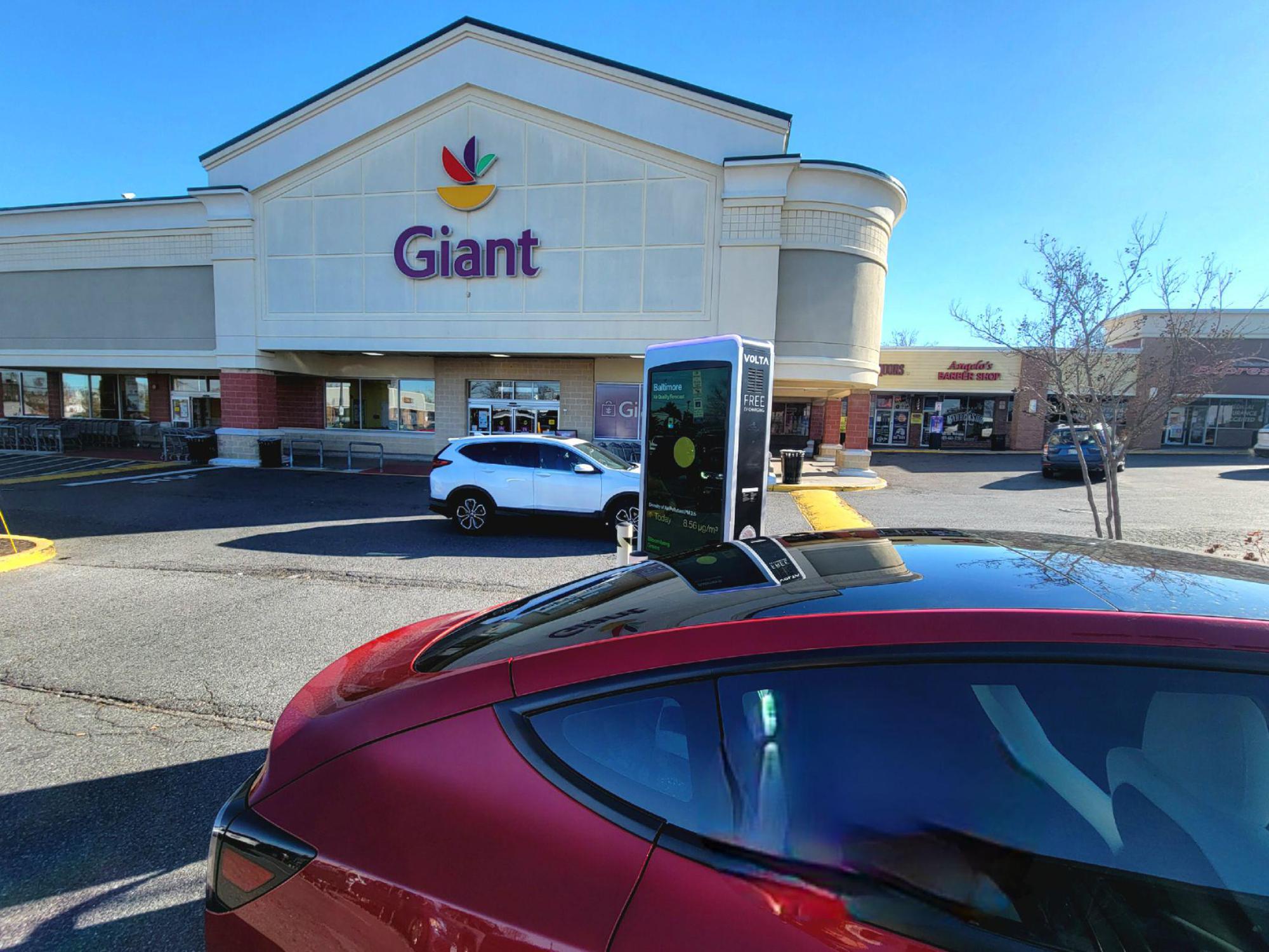Parkville Shopping Center - Giant Food | Parkville, MD | EV Station