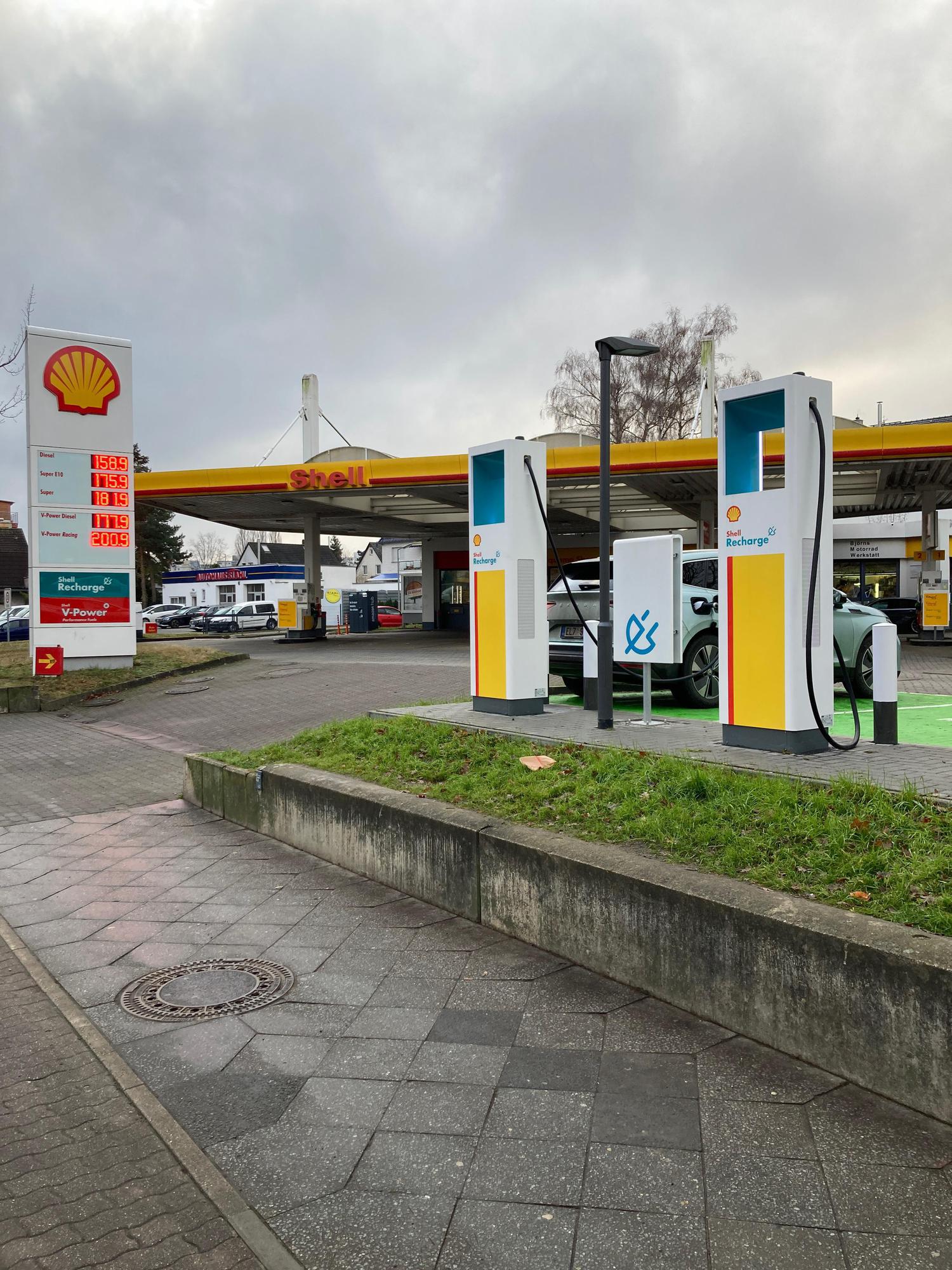 Shell | Berlin, BE | EV Station