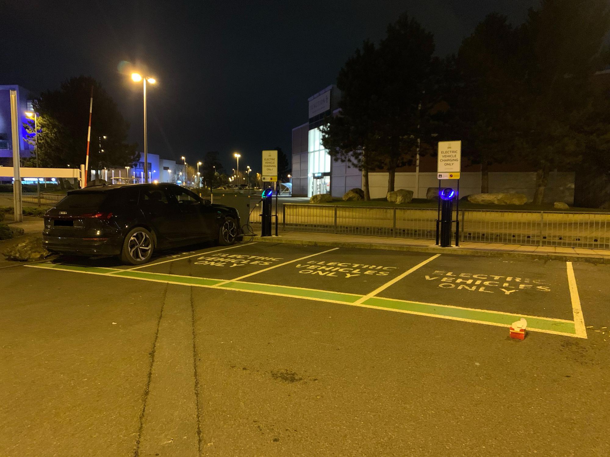 Junction 32 Retail Outlet - Orange Car Park | Tomahawk Trail ...