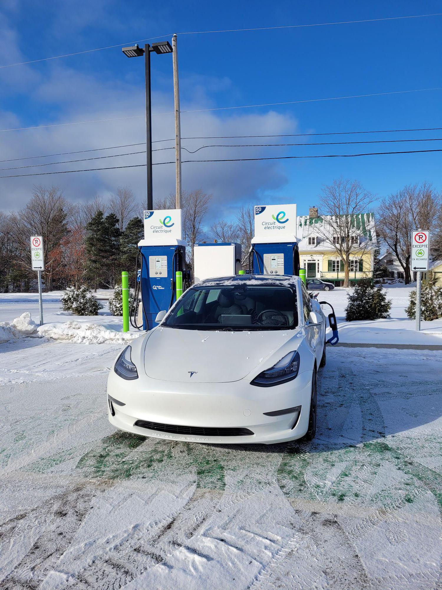 Shell Halte De La Seigneurie (1) | Saint-Roch-des-Aulnaies, QC | EV Station