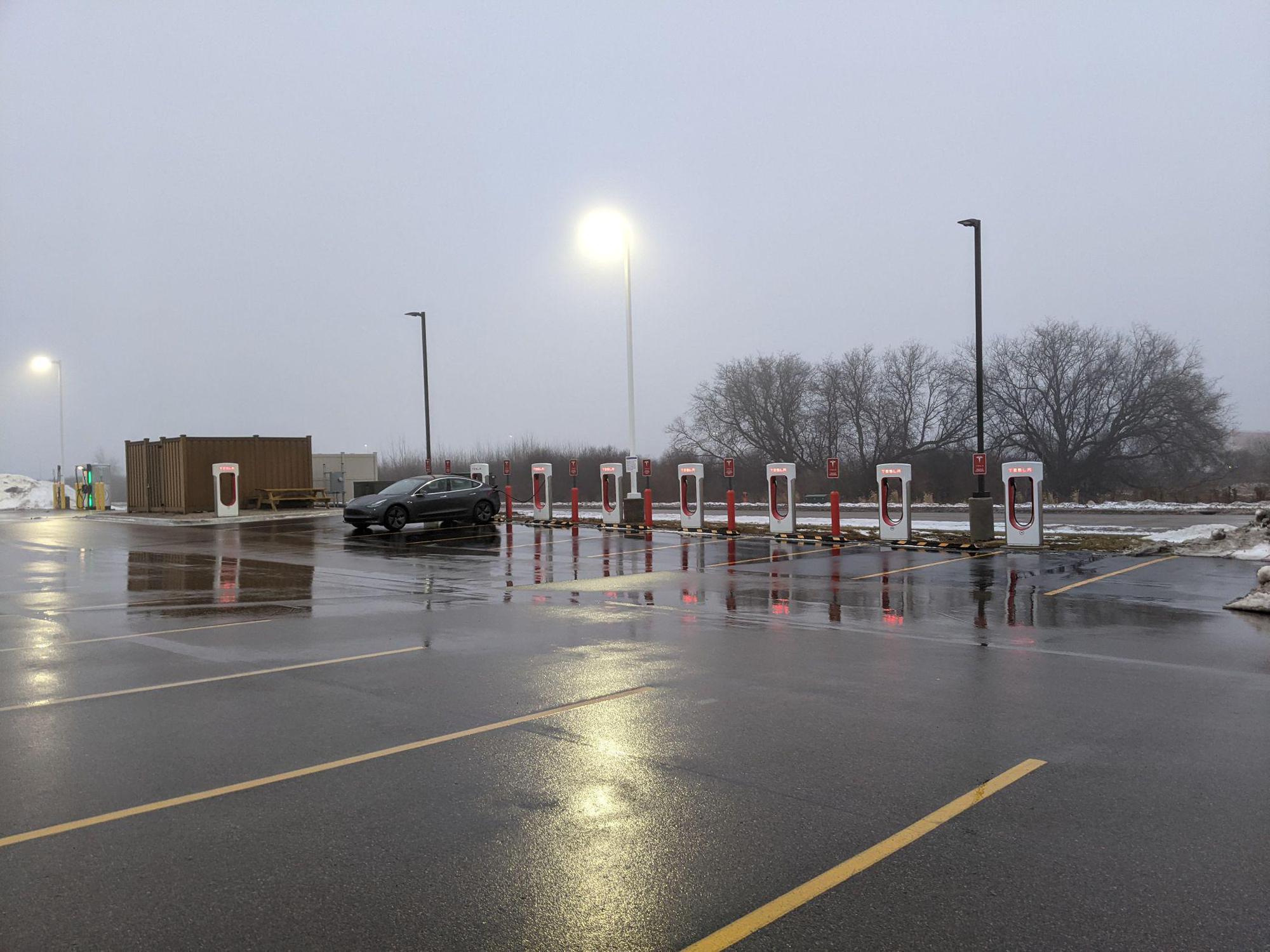 Meijer Escanaba (1) | Escanaba, MI | EV Station