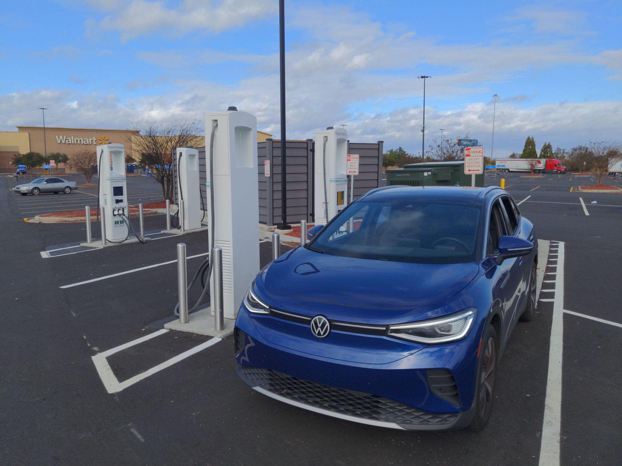 Walmart Supercenter | Stockbridge, GA | EV Station